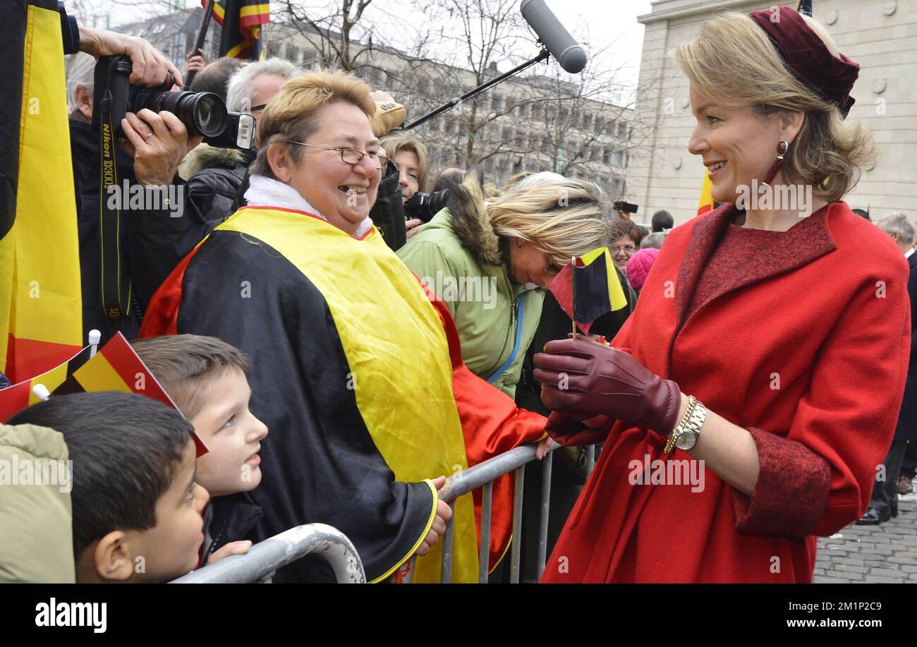 King's colours flag hi-res stock photography and images - Alamy