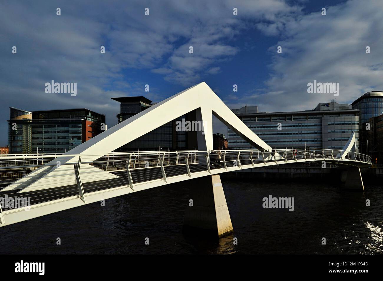 The Tradeston Bridge, pedestrian bridge over the river Clyde in Glasgow ...