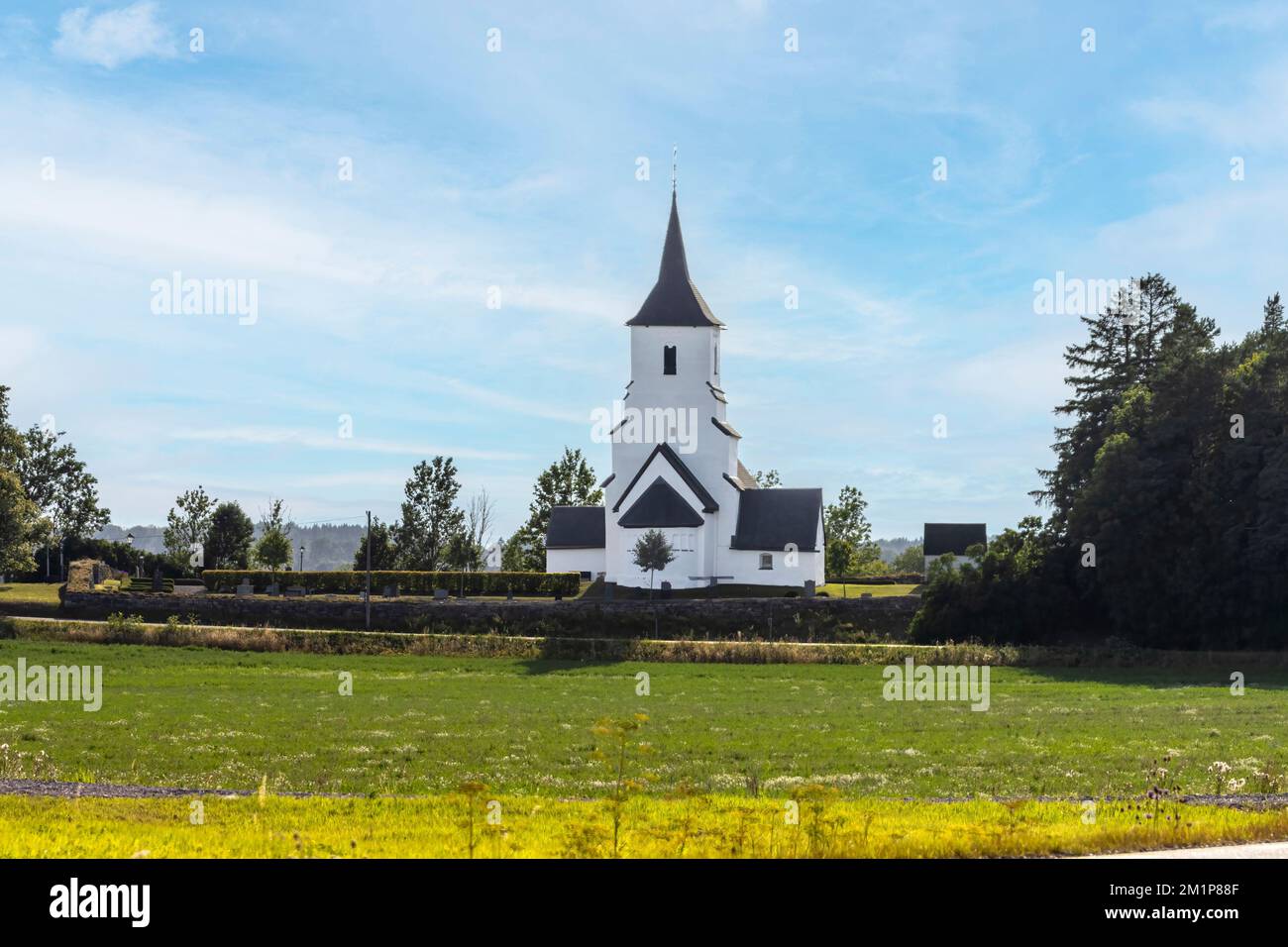 Christian church church building hi-res stock photography and images ...