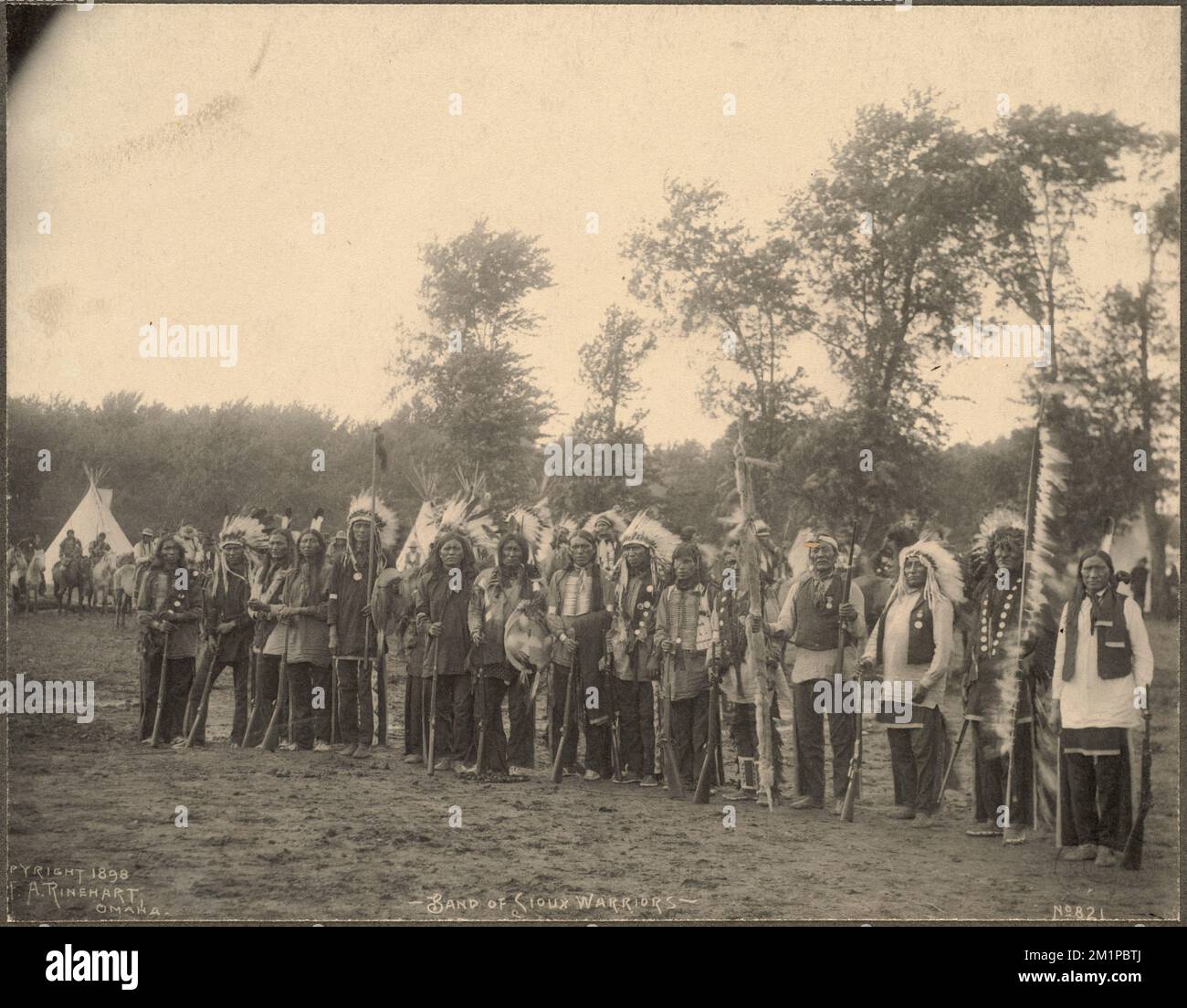 Dakota indians hi-res stock photography and images - Alamy