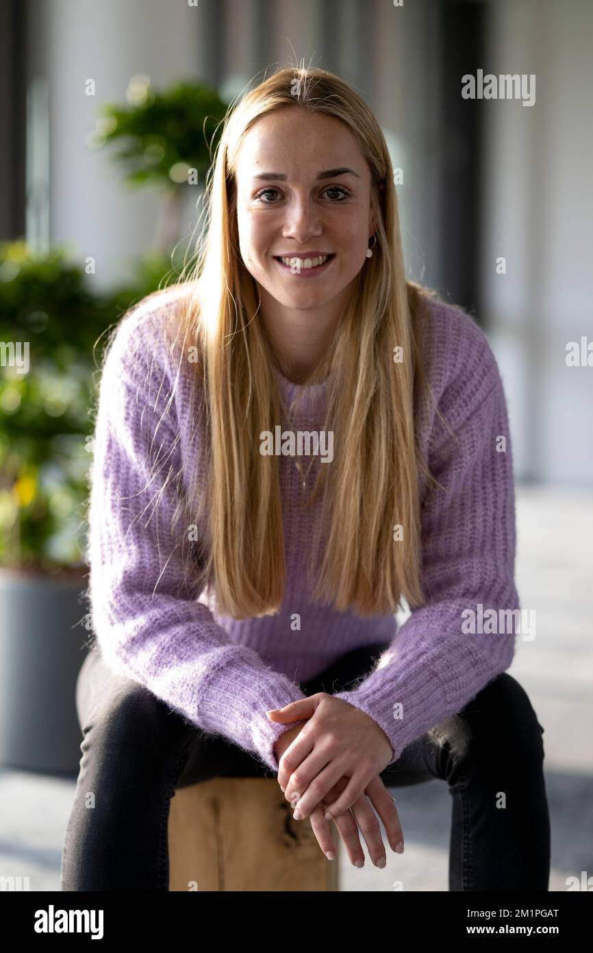 Munich, Germany. 13th Dec, 2022. National soccer player Giulia Gwinn ...