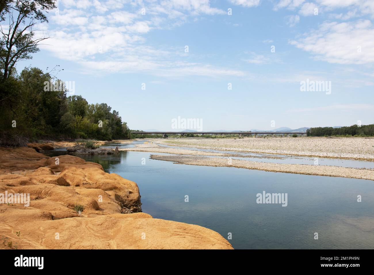 Landscape of the Taro Parma river Stock Photo - Alamy