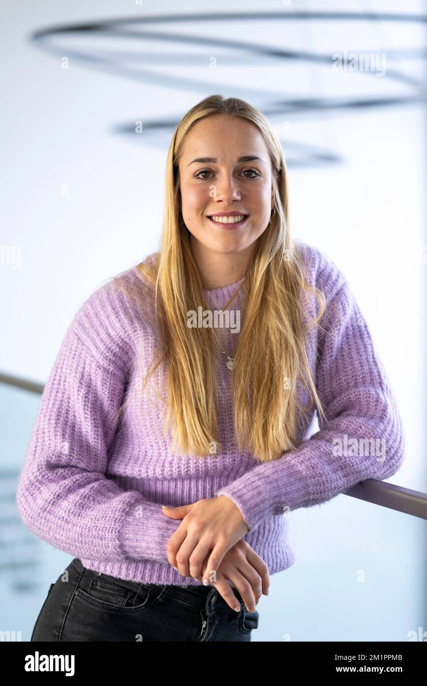 Munich, Germany. 13th Dec, 2022. National soccer player Giulia Gwinn ...