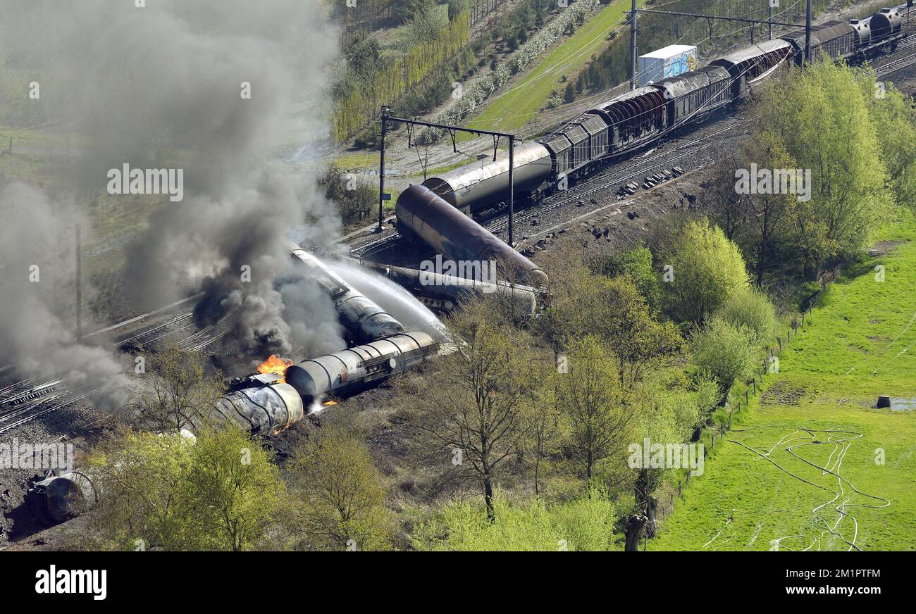 Train on a track hi-res stock photography and images - Alamy