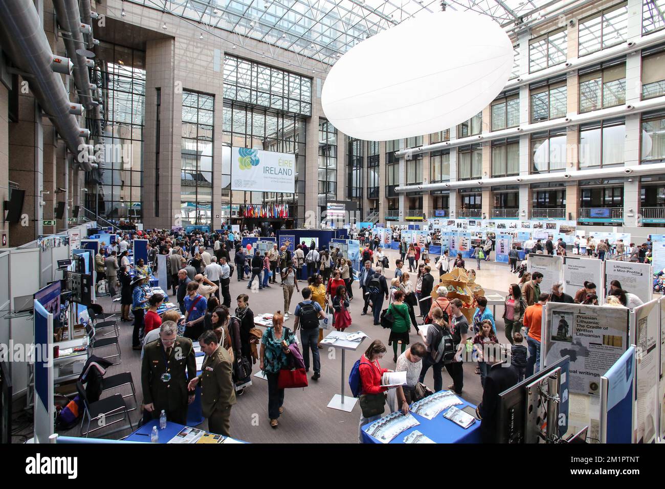 Opendeurdag hi-res stock photography and images - Alamy