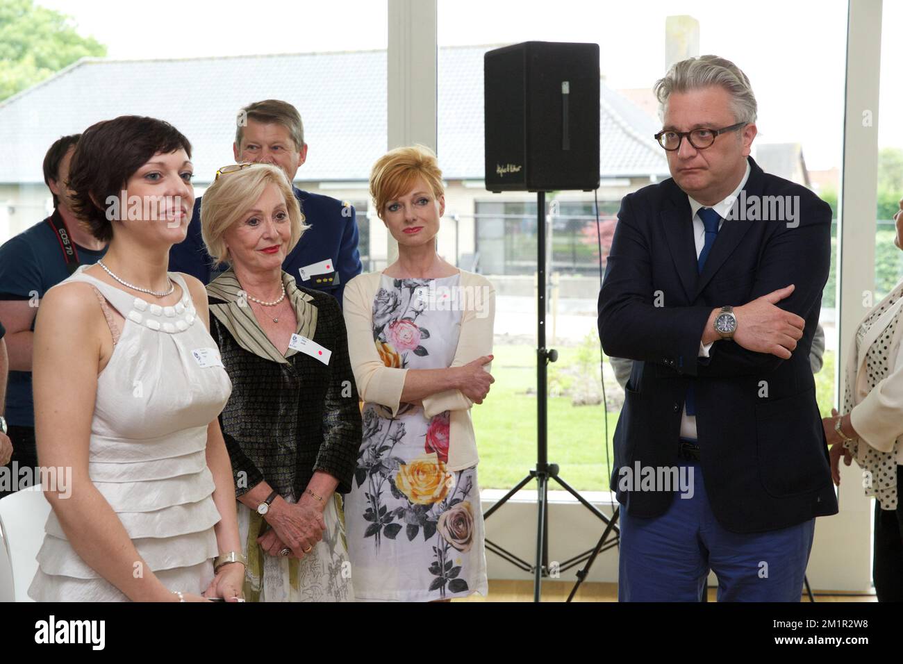 Executive Director from the ALS Liga Belgium Evy Reviers, Actress Leah ...