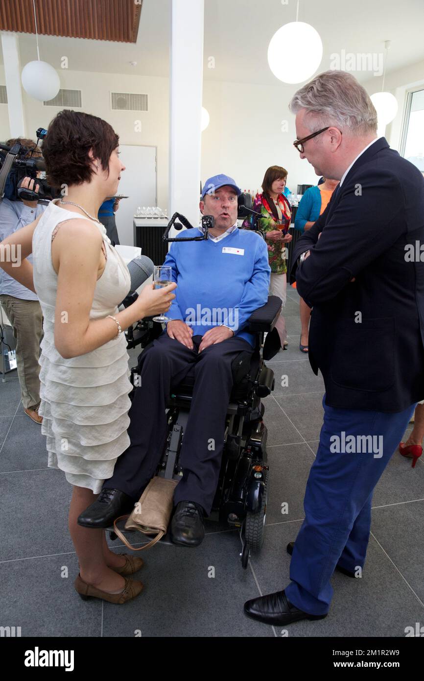 Executive Director from the ALS Liga Belgium Evy Reviers and Prince ...