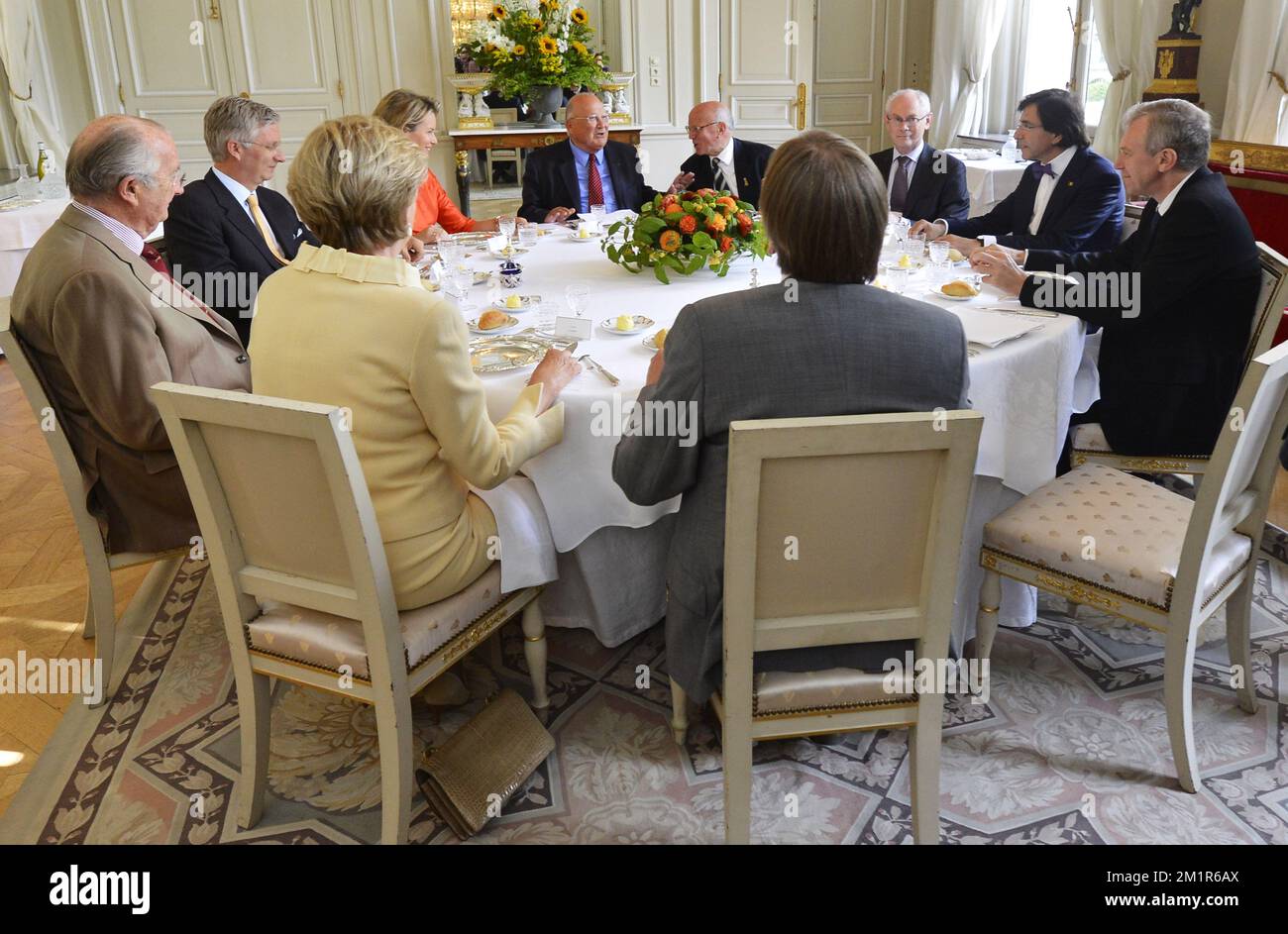 King Albert II of Belgium, Crown Prince Philippe of Belgium, Queen ...