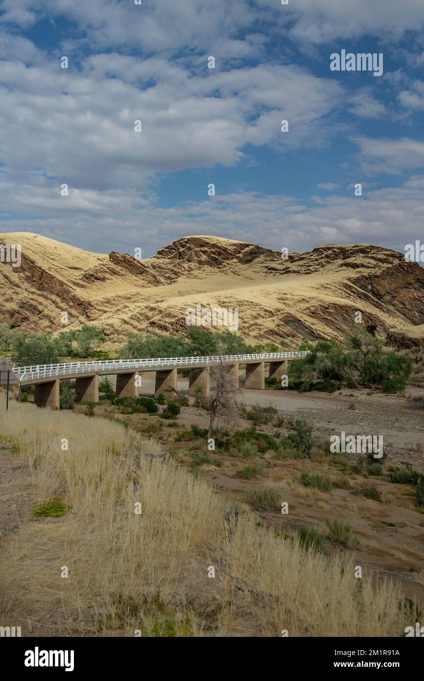 The bridge oveer the Kuiseb River in Namibia Stock Photo - Alamy