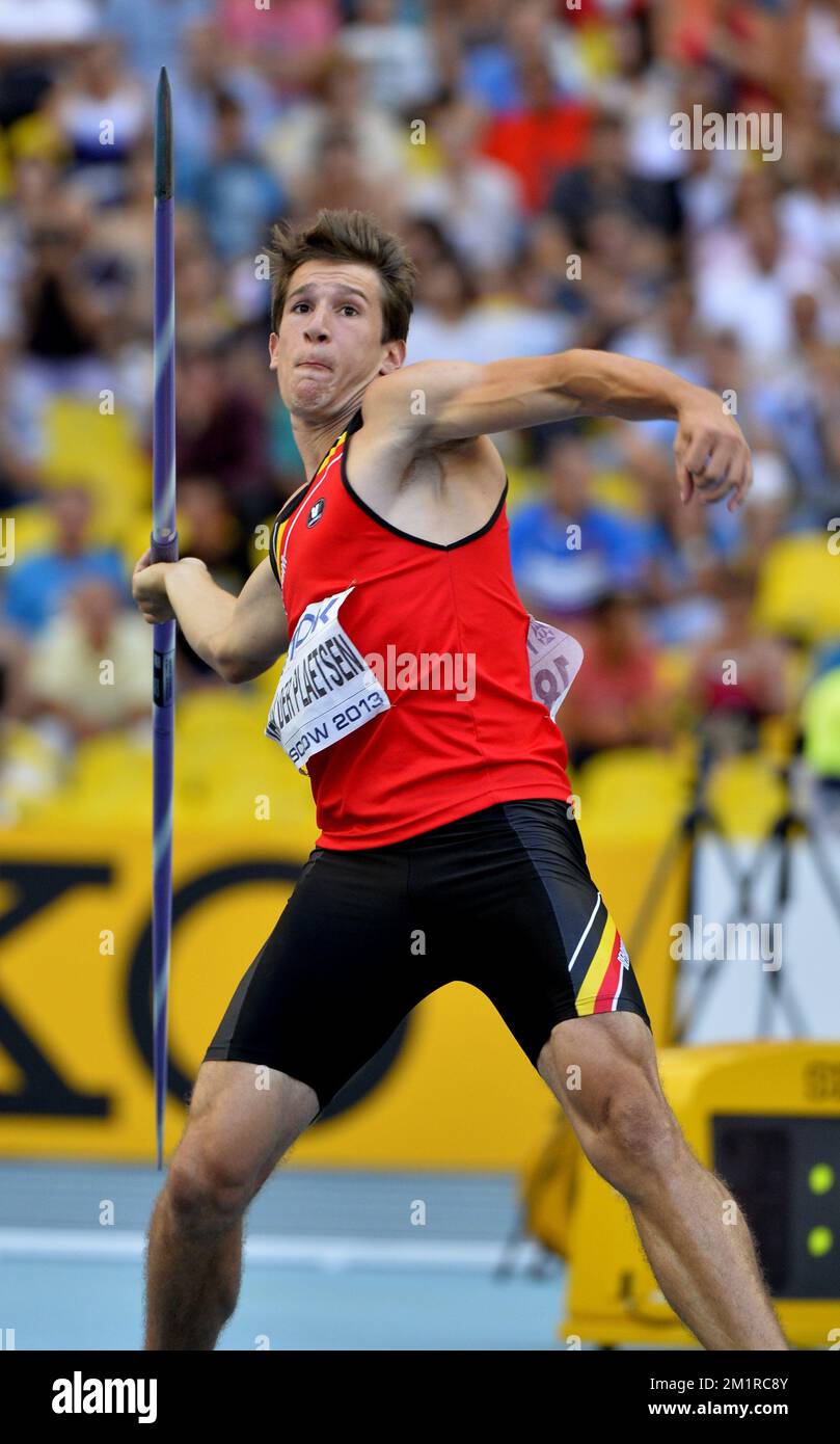 Mens decathlon javelin throw hi-res stock photography and images - Alamy