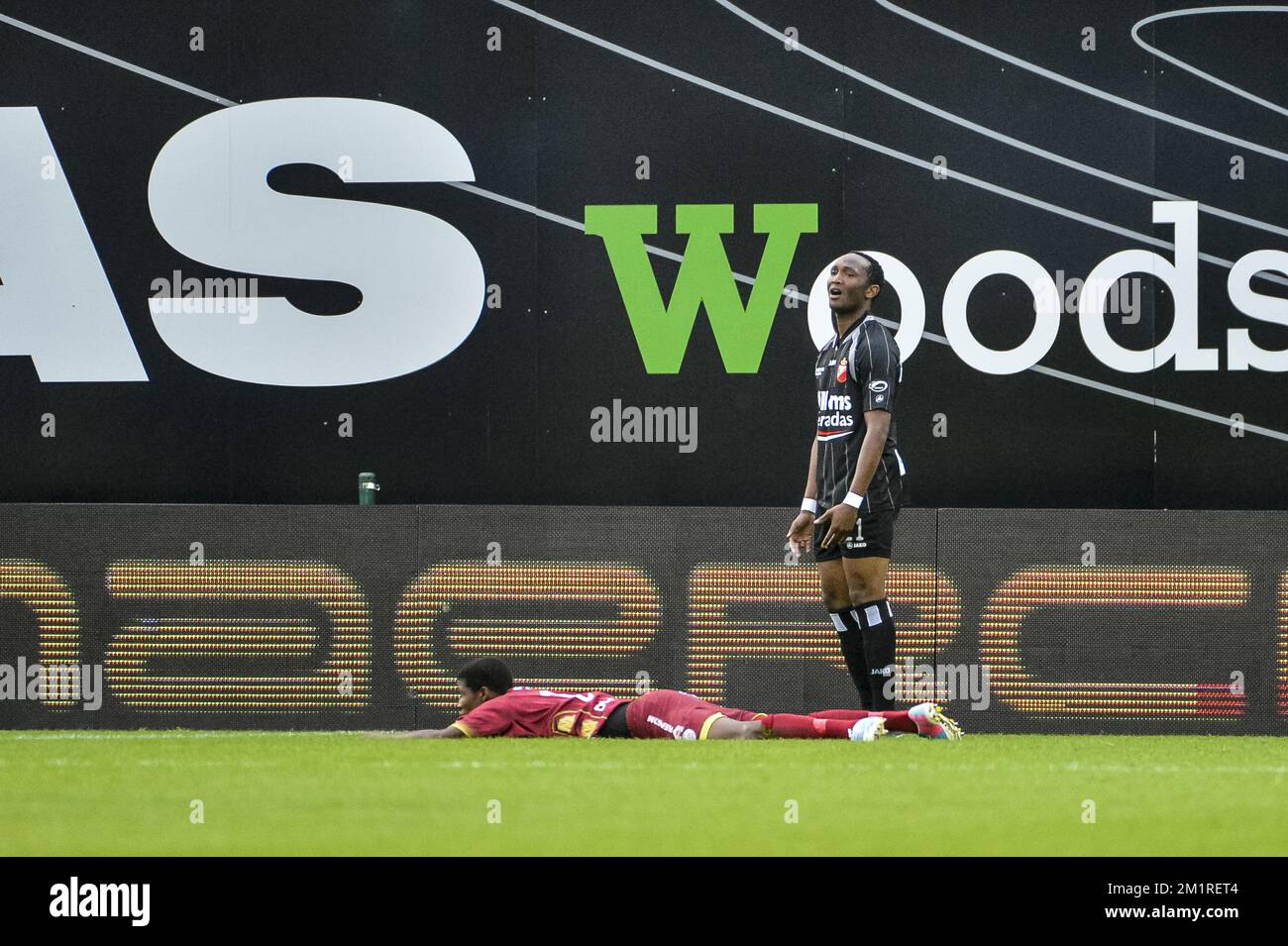 Mons' Prince Nyoni Vusumuzi pictured during the Jupiler Pro League ...