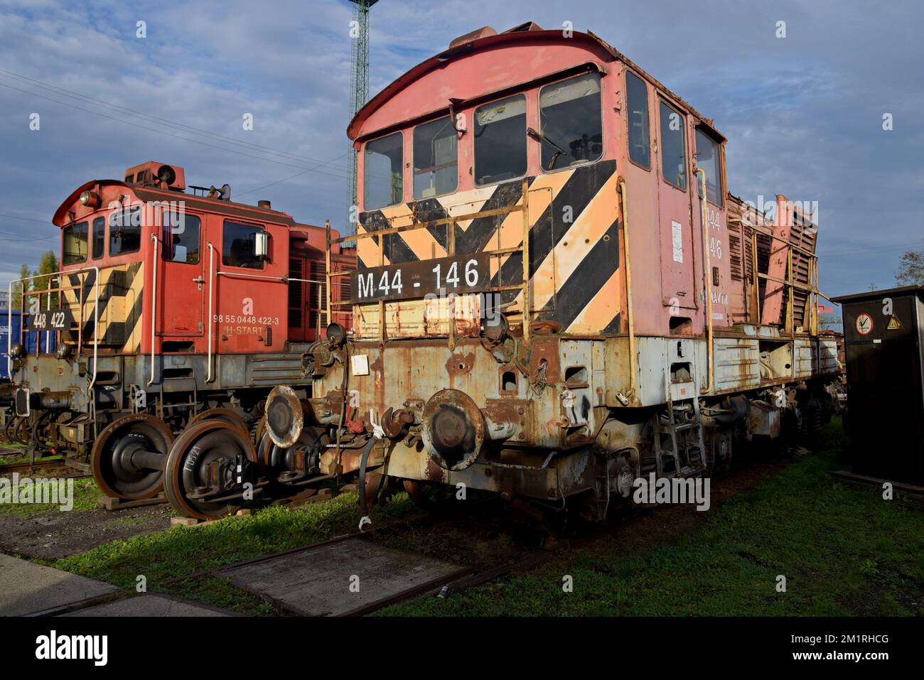 Derelict diesel shunting locomotives in the MAV (Hungarian State ...