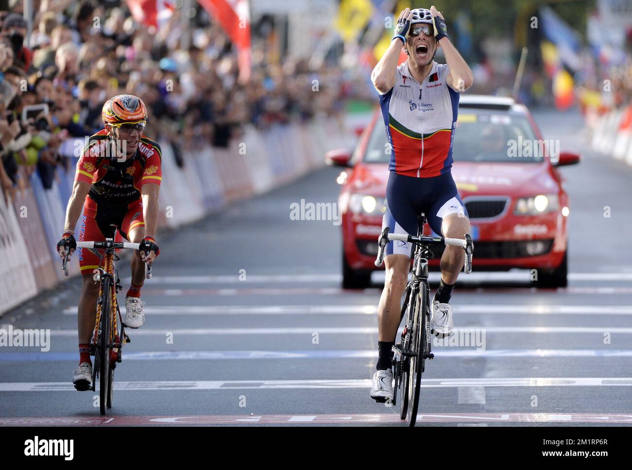 Spanish Joaquim Rodriguez and Portuguese Rui Costa sprint for the ...