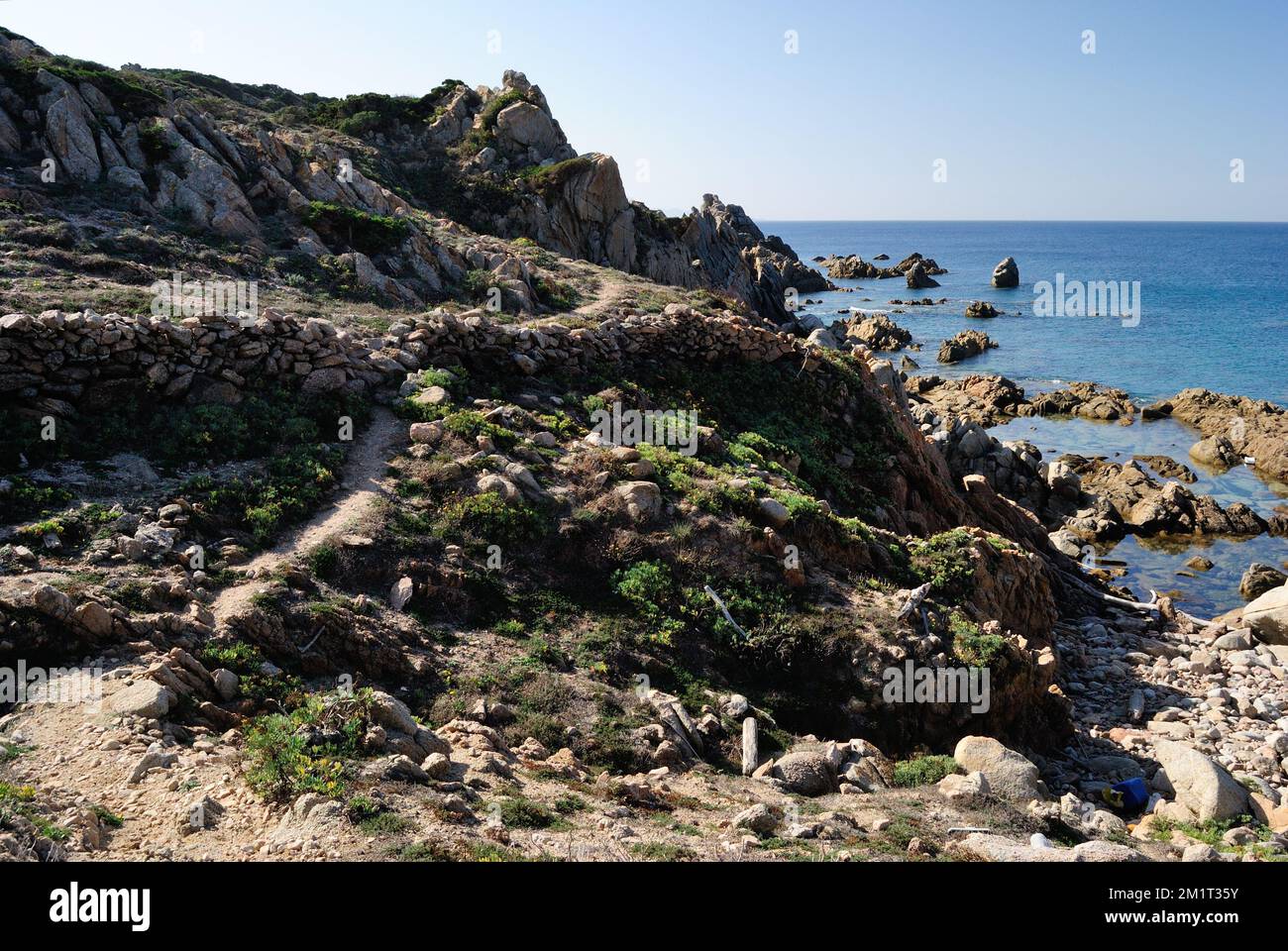 The coast between Rena Maiore and La Niculina Stock Photo - Alamy