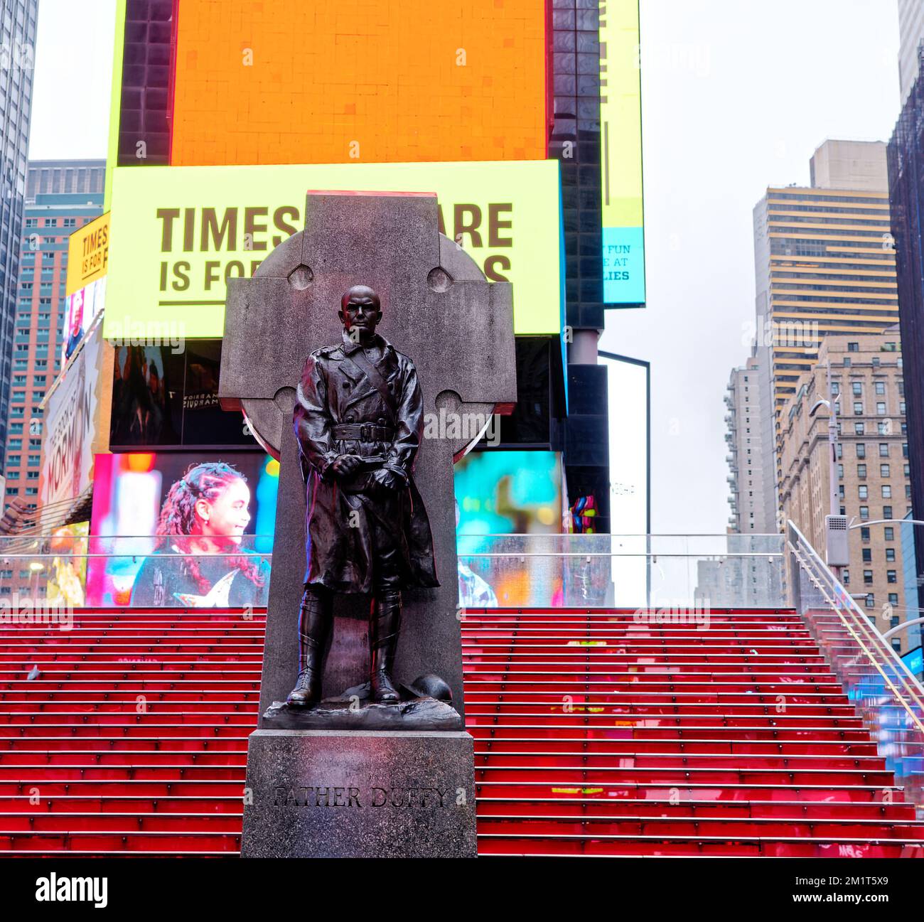 Statue of Father Duffy in Times Square Stock Photo - Alamy