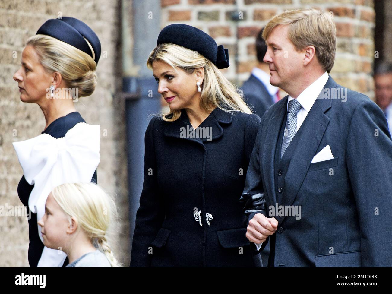 2-11-2013 DELFT - Dutch Princess Beatrix (L-R), Queen Maxima, Countess ...