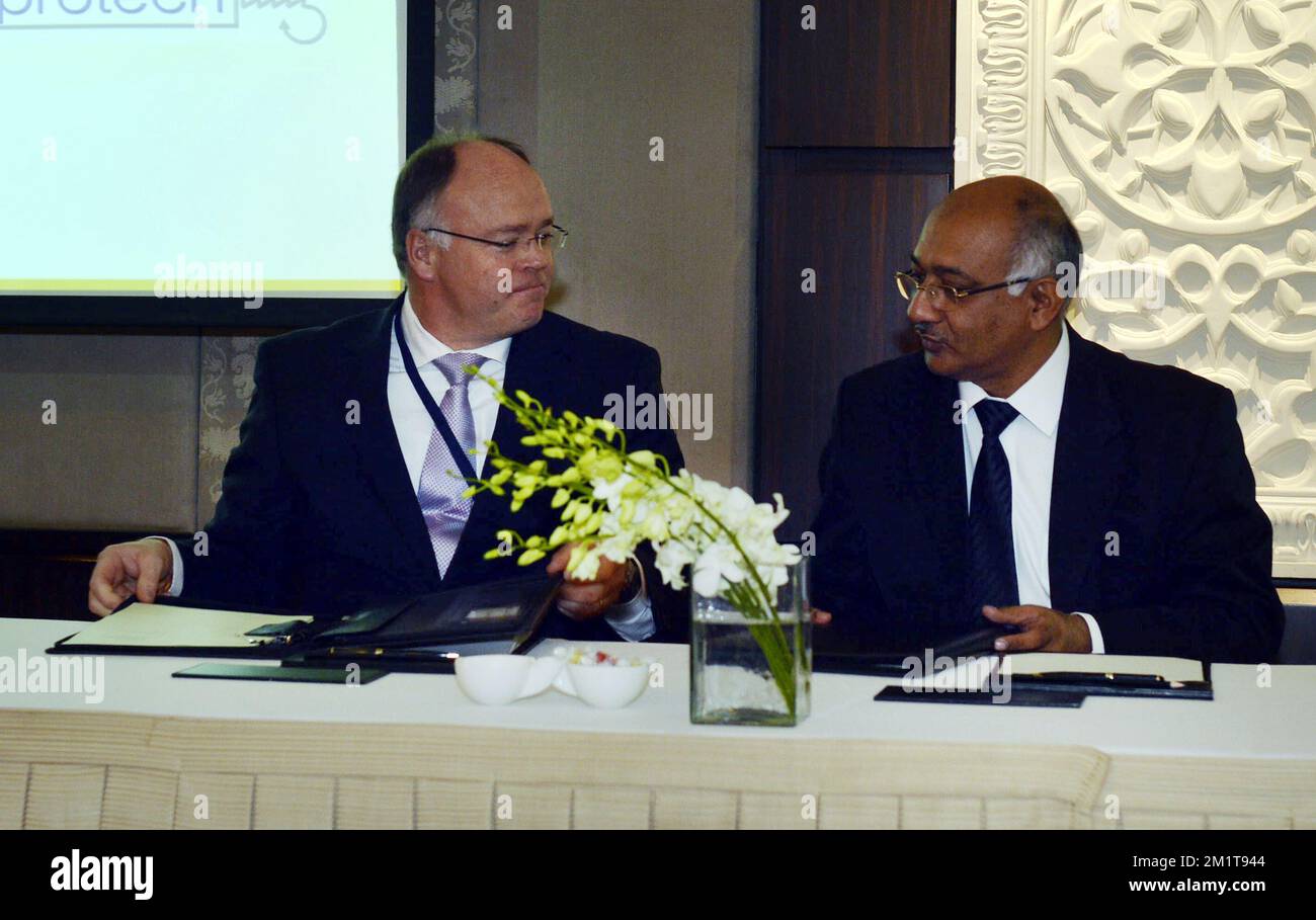 Vivek shah hi-res stock photography and images - Alamy