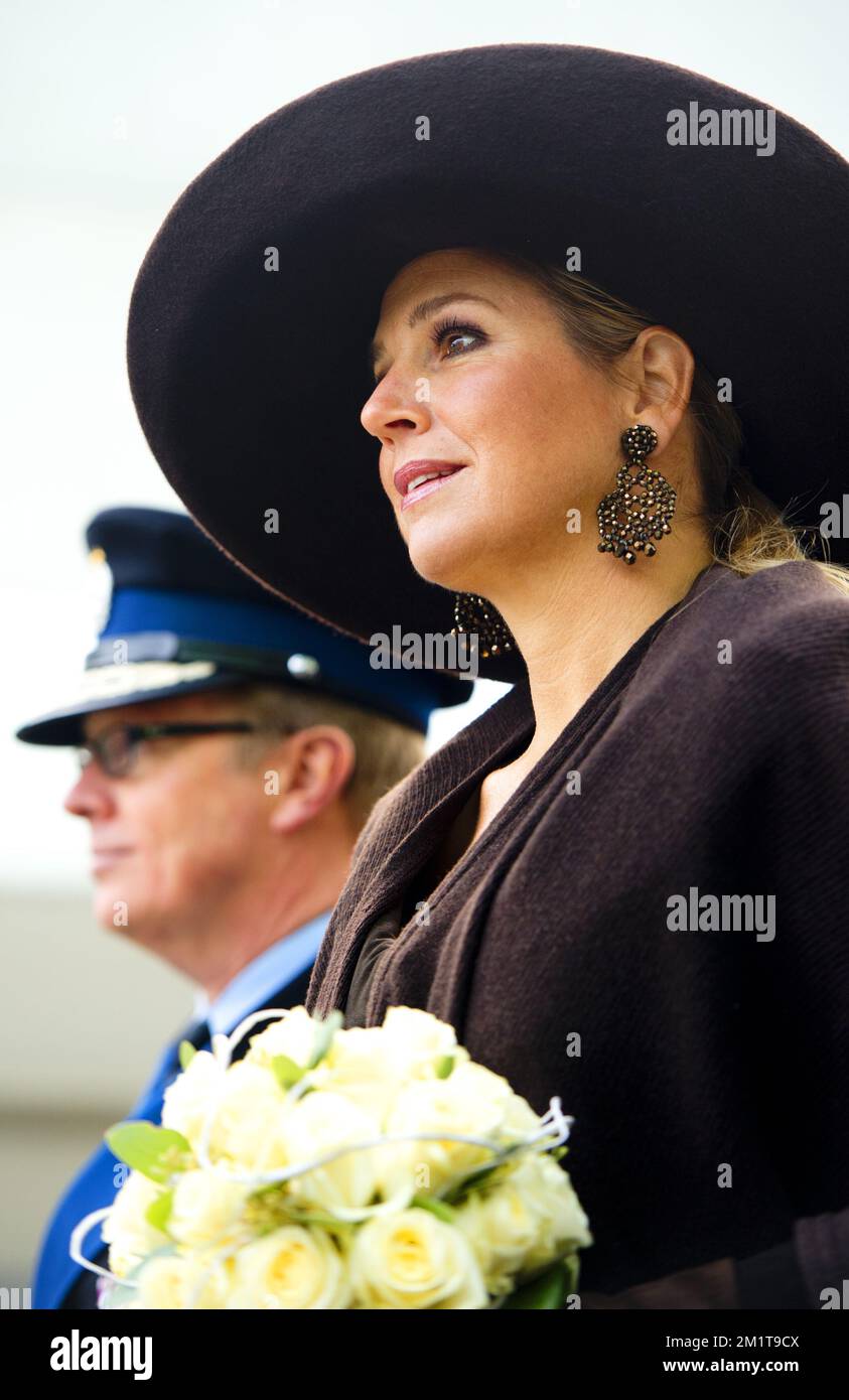 BADHOEVEDORP- NETHERLANDS 26-11-2013 Queen maxima opens the Queen ...