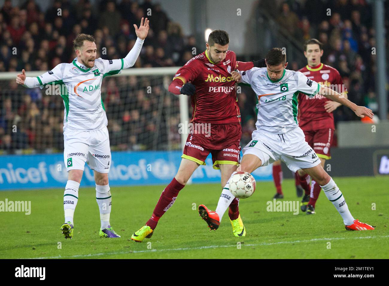 20131218 - WAREGEM, BELGIUM: Essevee's Raphale Caceres and Cercle's ...