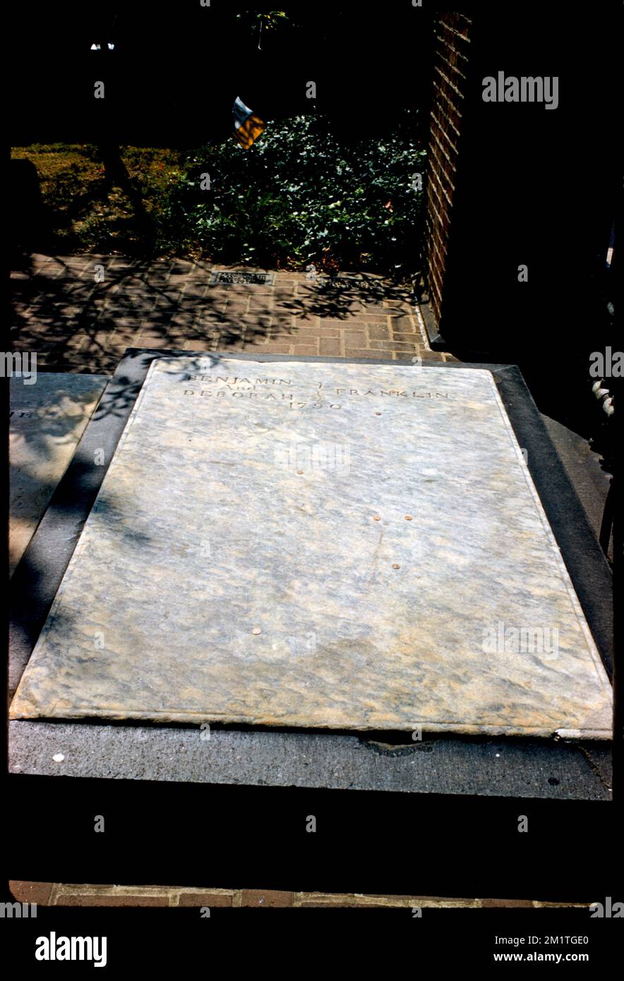 Benjamin and Deborah Franklin tombstone, Christ Church Burial Ground ...