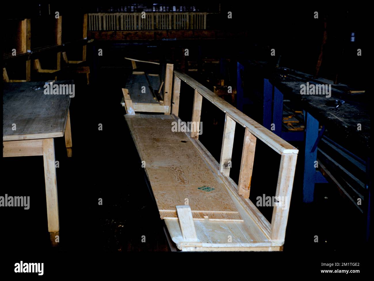 School high classroom benches hi-res stock photography and images - Alamy