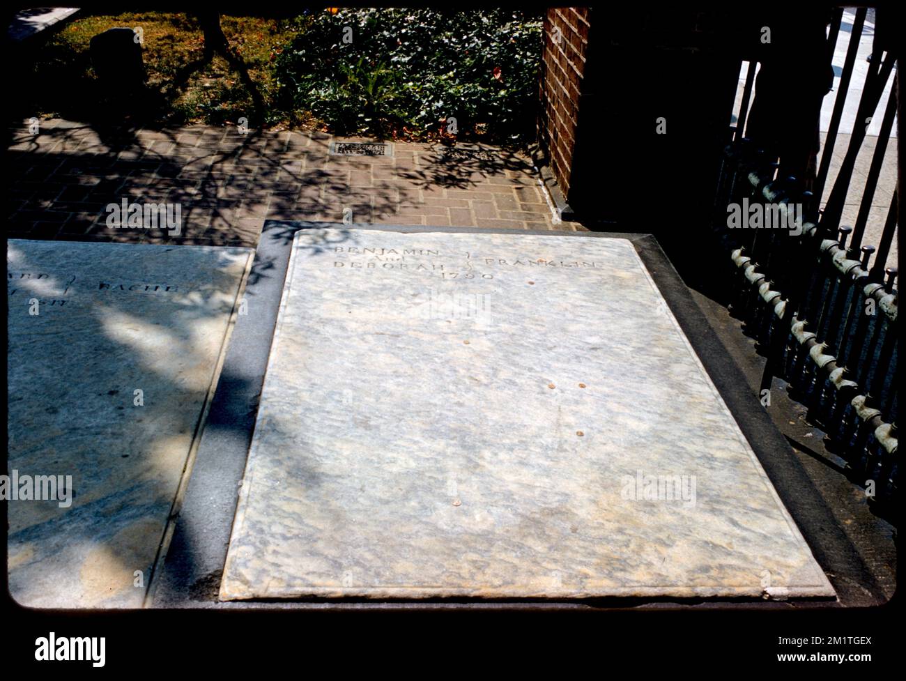 Benjamin and Deborah Franklin tombstone, Christ Church Burial Ground ...