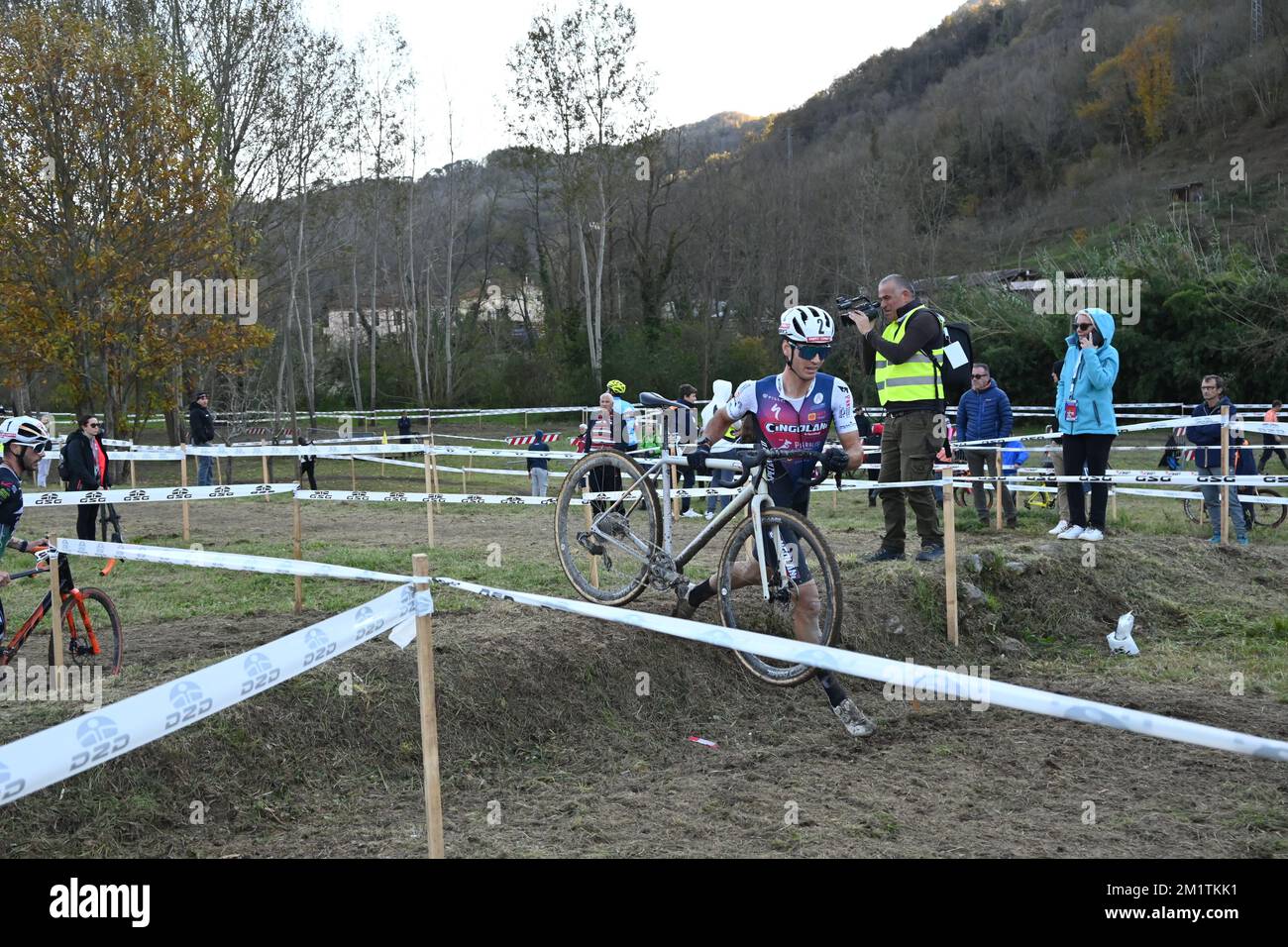 Competitionmen hi-res stock photography and images - Alamy