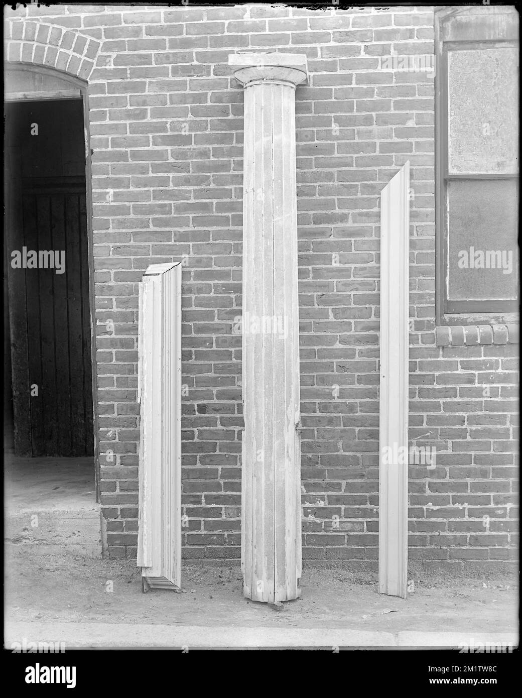 Beverly, 115 Cabot Street, George Cabot house, exterior detail, pillar ...