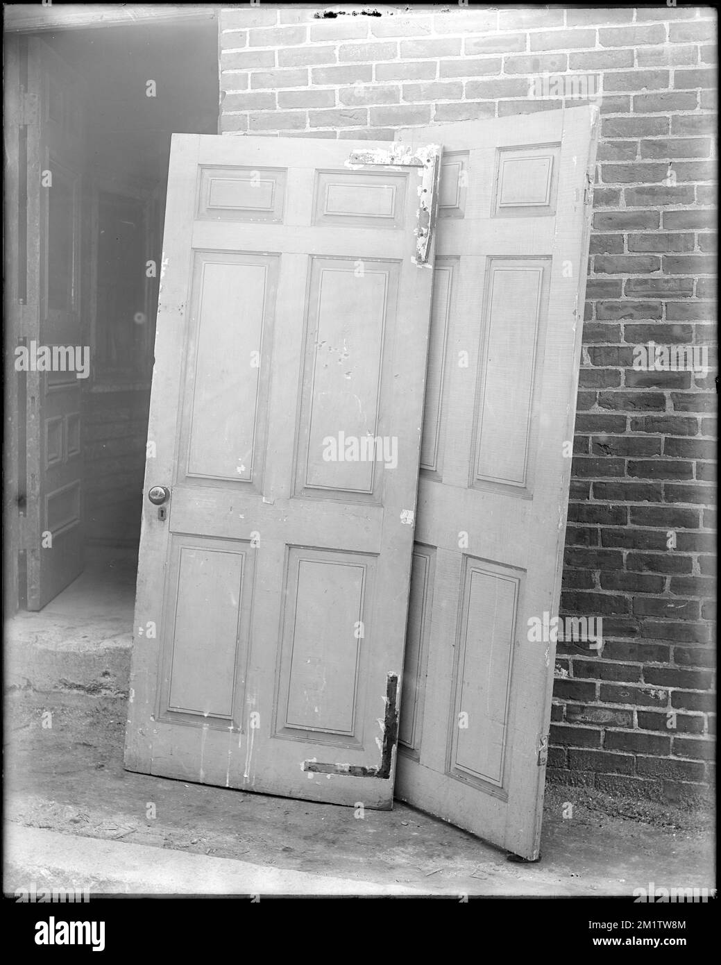 Beverly, 115 Cabot Street, George Cabot house, interior detail, doors ...