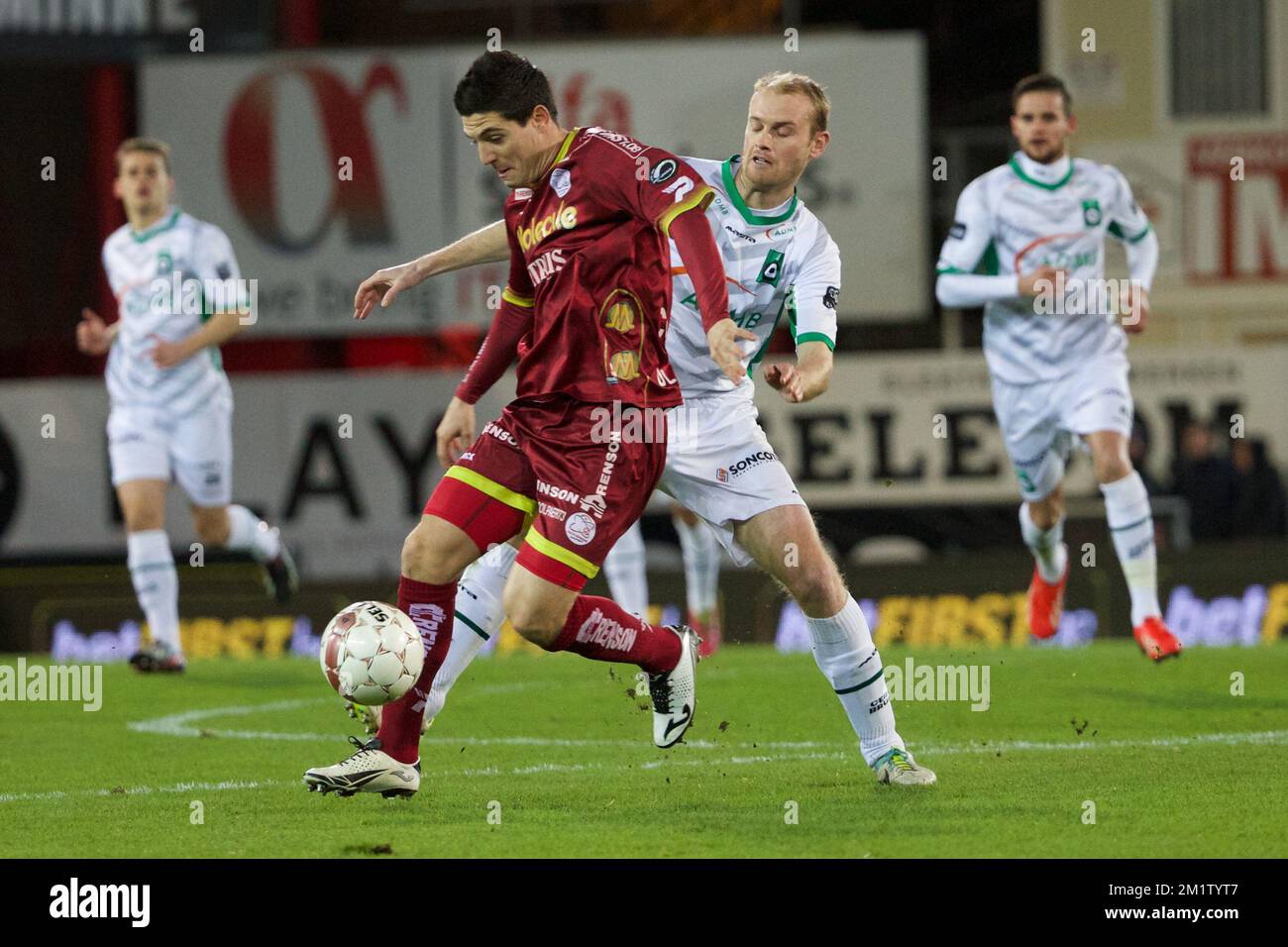20140215 - WAREGEM, BELGIUM: Essevee's Steve Colpaert and Cercle's Tim ...
