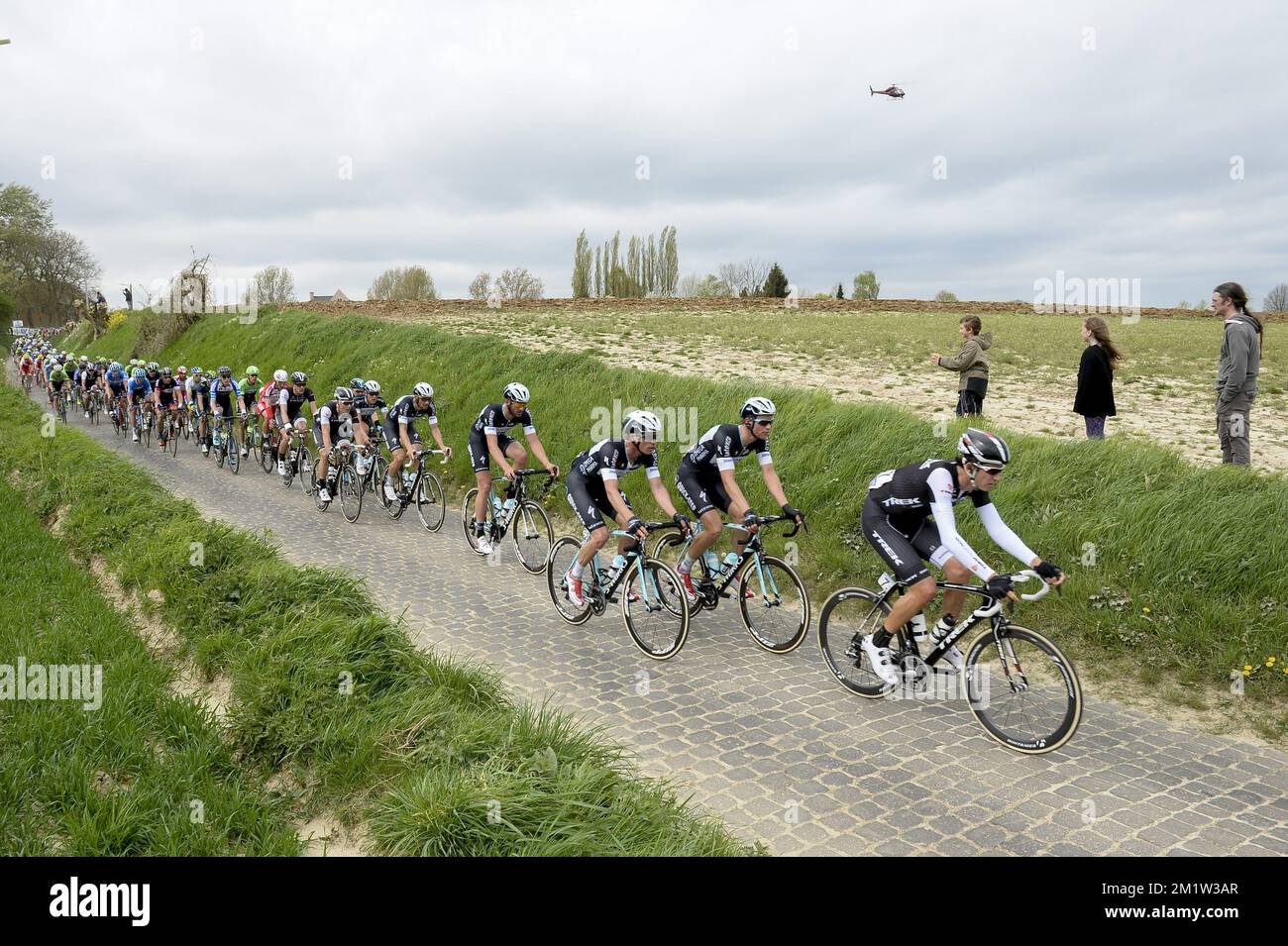 Illustration picture shows the pack of cyclists during the 'Ronde van ...