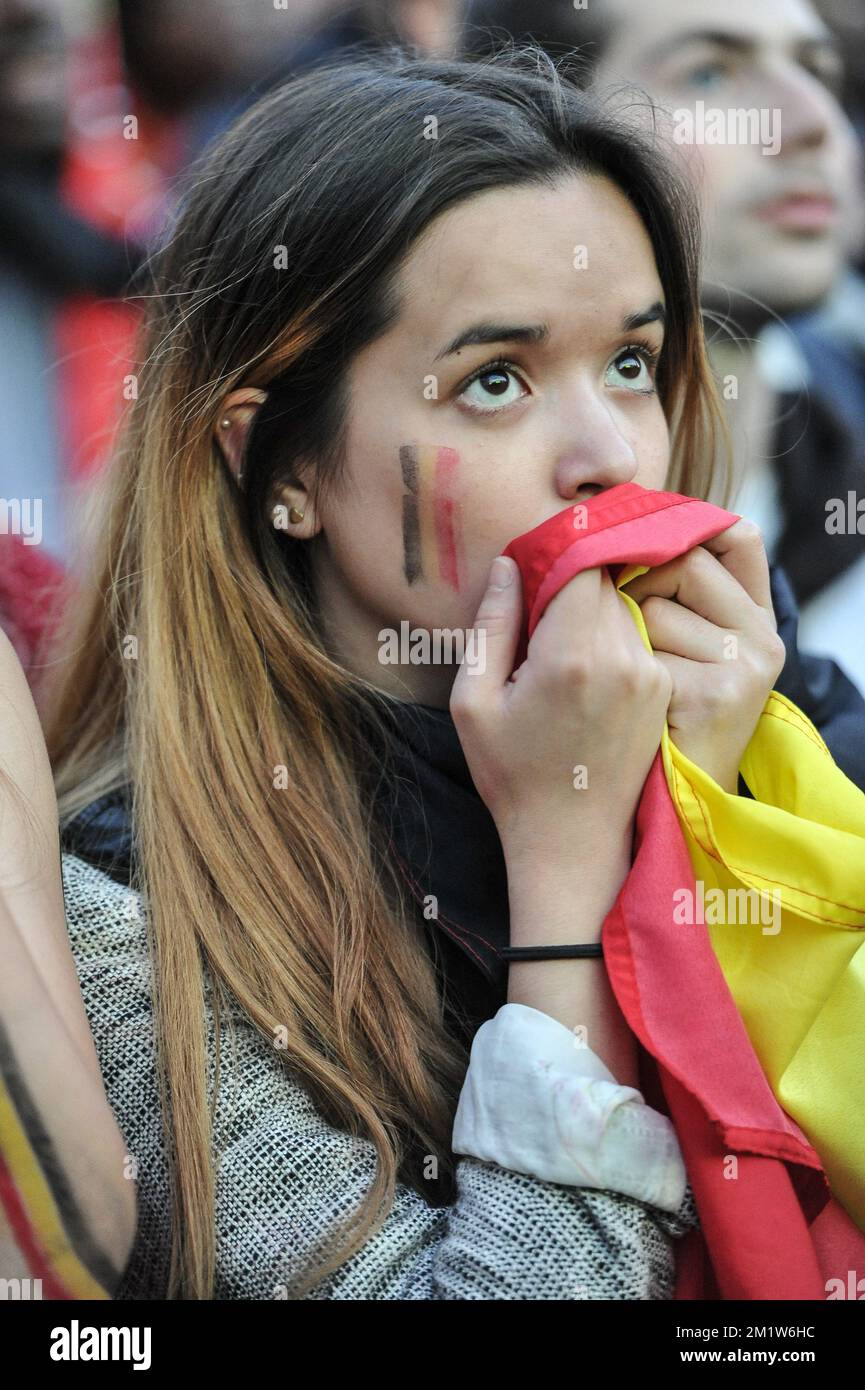 Football fans headshot head shot portrait hi-res stock photography and ...
