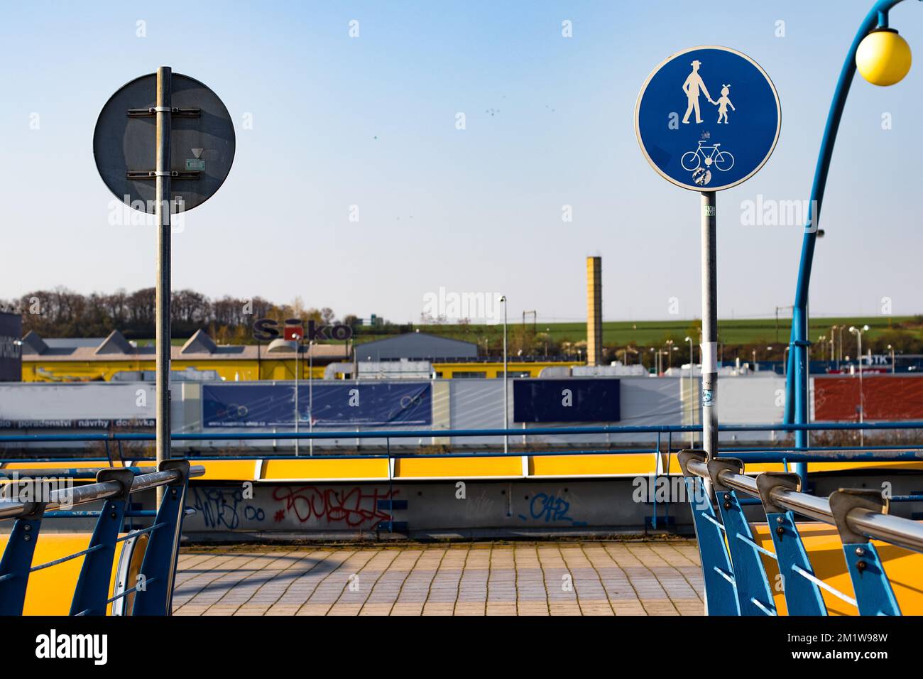 Prague metro blue hi-res stock photography and images - Alamy