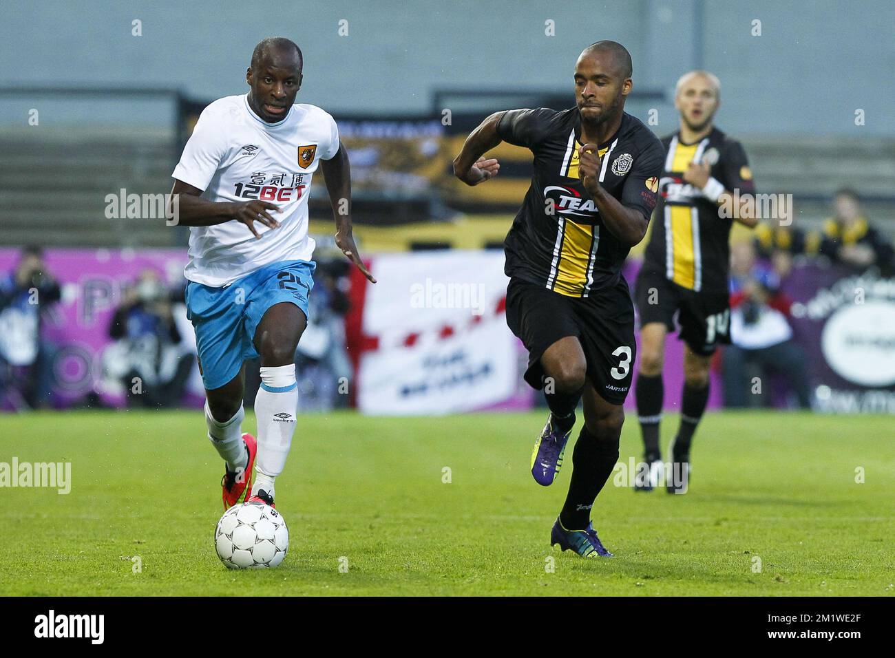 Sone aluko hull hi-res stock photography and images - Alamy