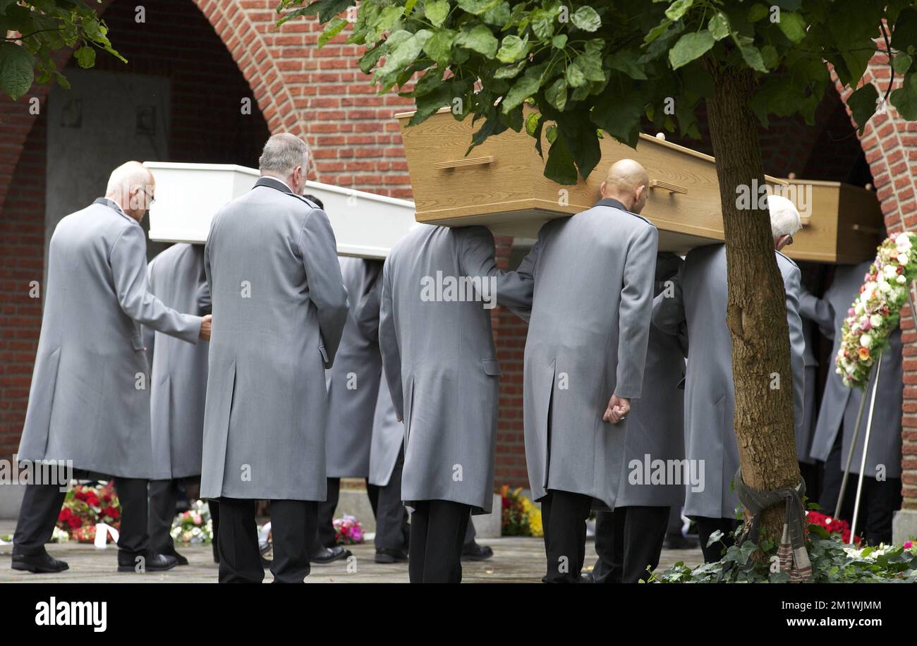Illustration picture shows the funeral ceremony, Thursday 09 October ...