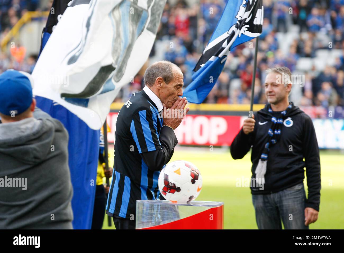 20141026 - BRUGGE, BELGIUM: former player Raoul Lambert pictured at the ...