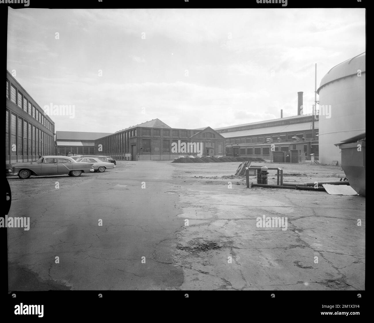 U s armory buildings Black and White Stock Photos & Images - Alamy