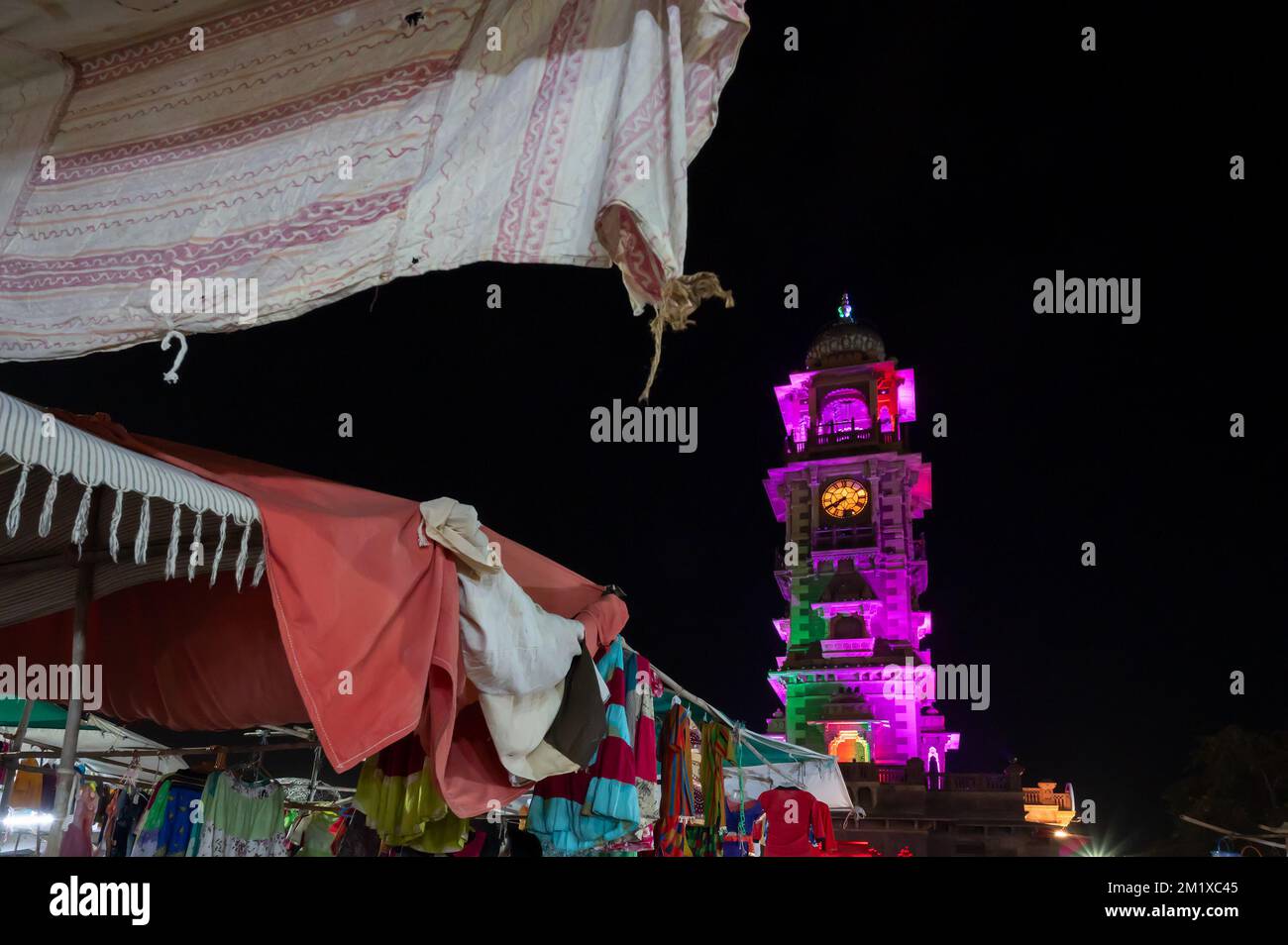 India night market hi-res stock photography and images - Alamy