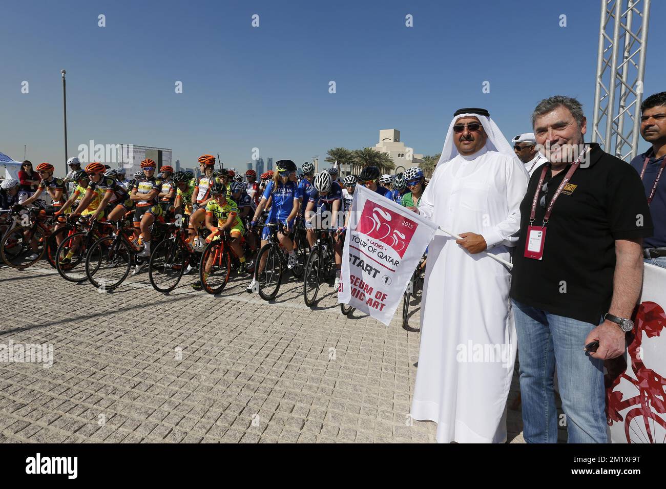 Qatar museum of islamic art tour hi-res stock photography and images ...