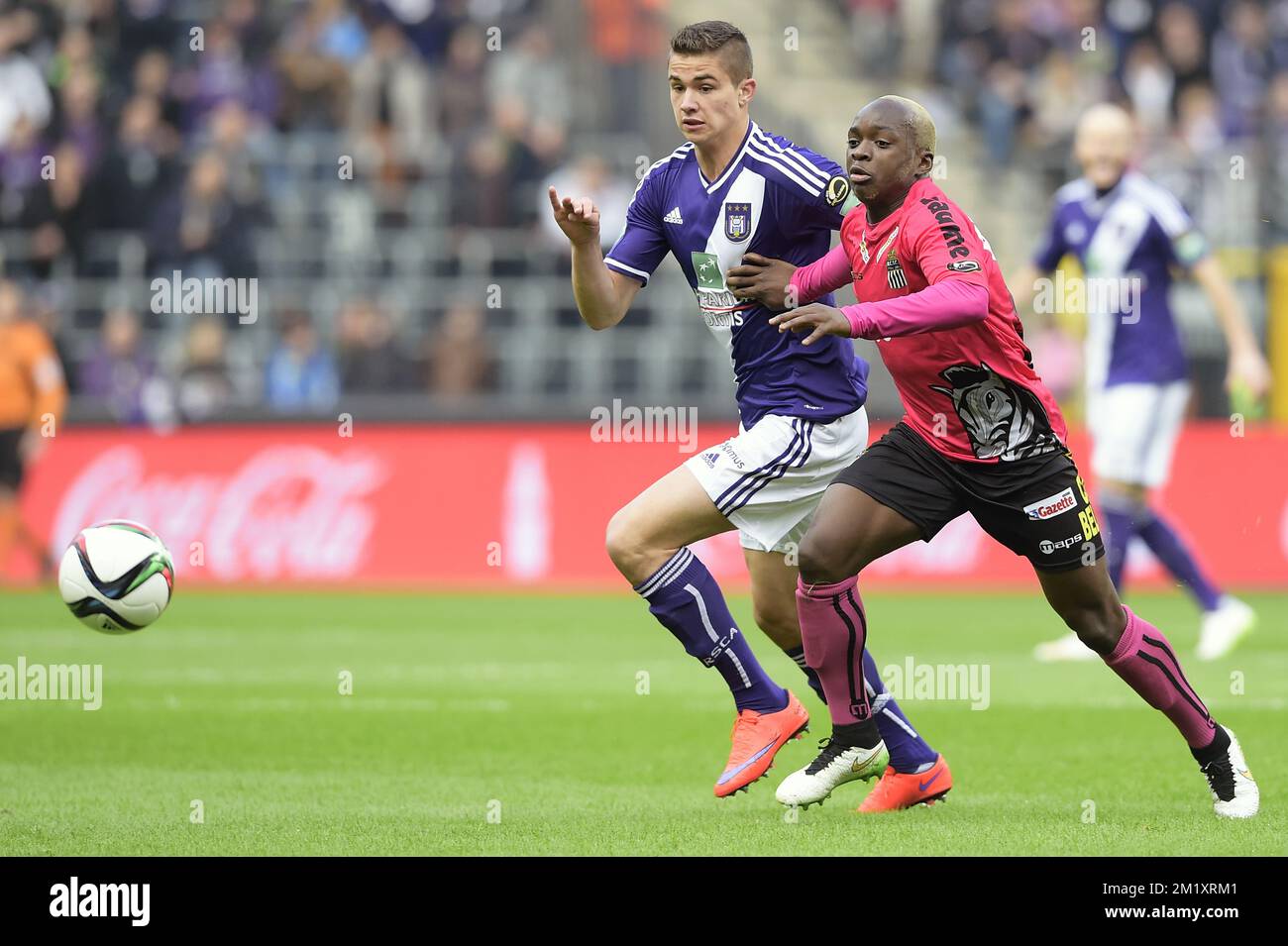 Leander dendoncker pro league hi-res stock photography and images - Alamy