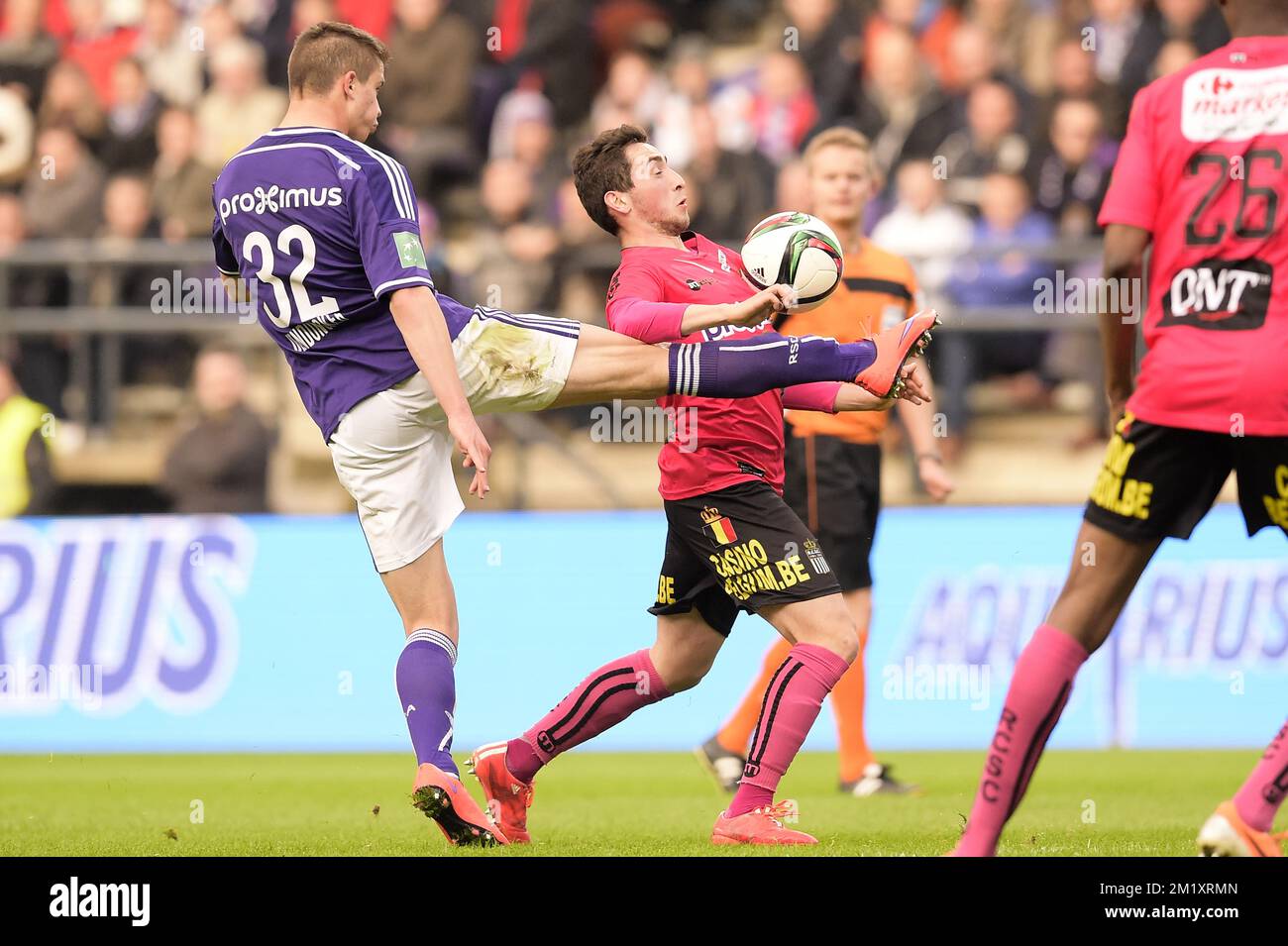 Leander dendoncker pro league hi-res stock photography and images - Alamy