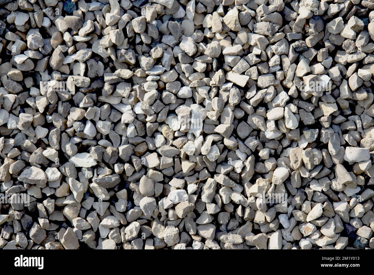 building crushed stone Stock Photo - Alamy