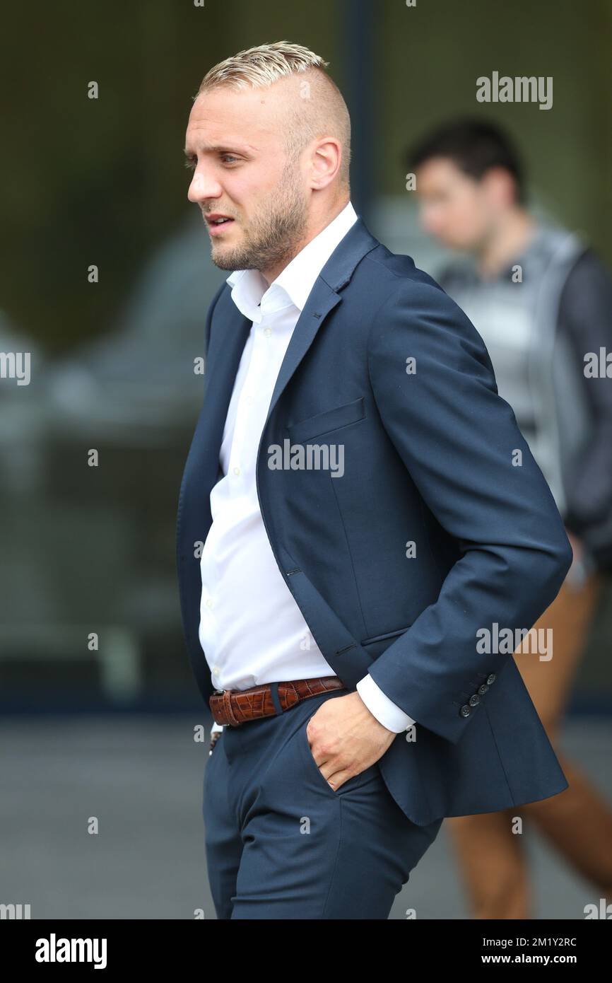 Gregory mertens hi-res stock photography and images - Alamy