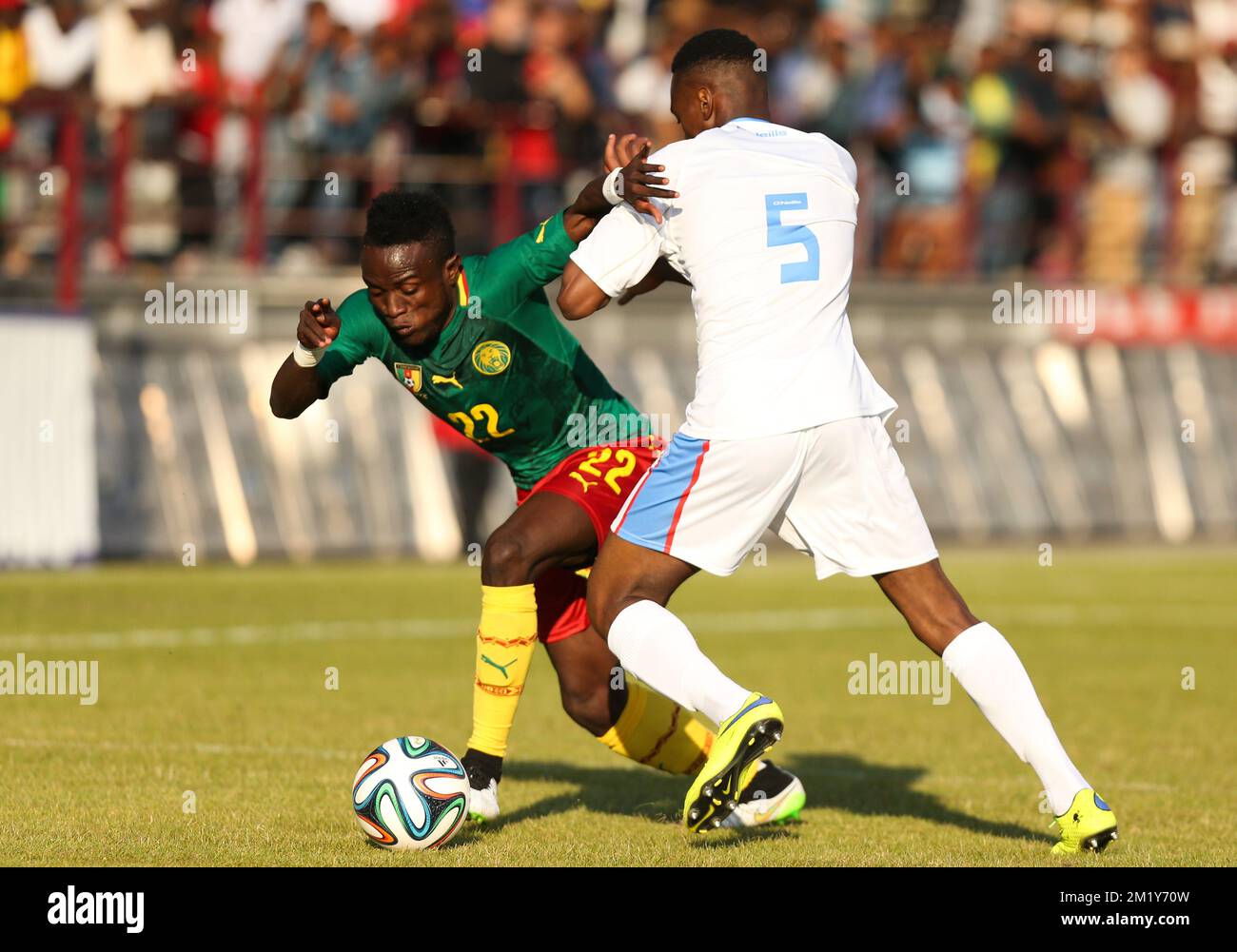 Cameroun football hi-res stock photography and images - Alamy