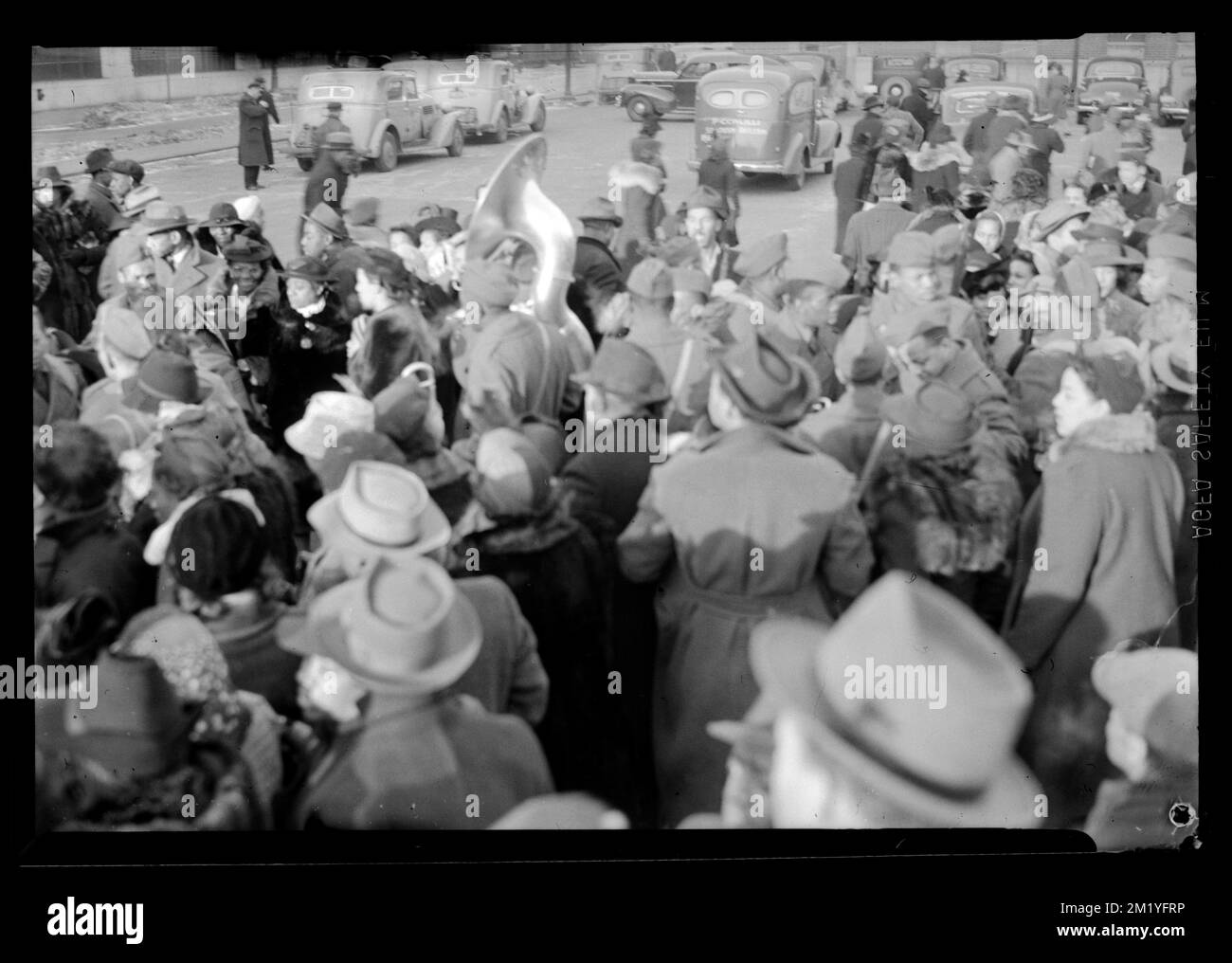 Boston departure 372nd Infantry , Soldiers, Crowds, United States. Army ...