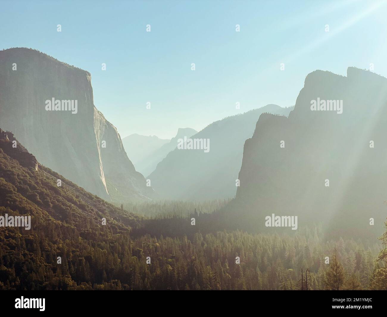 Visit yosemite hi-res stock photography and images - Alamy