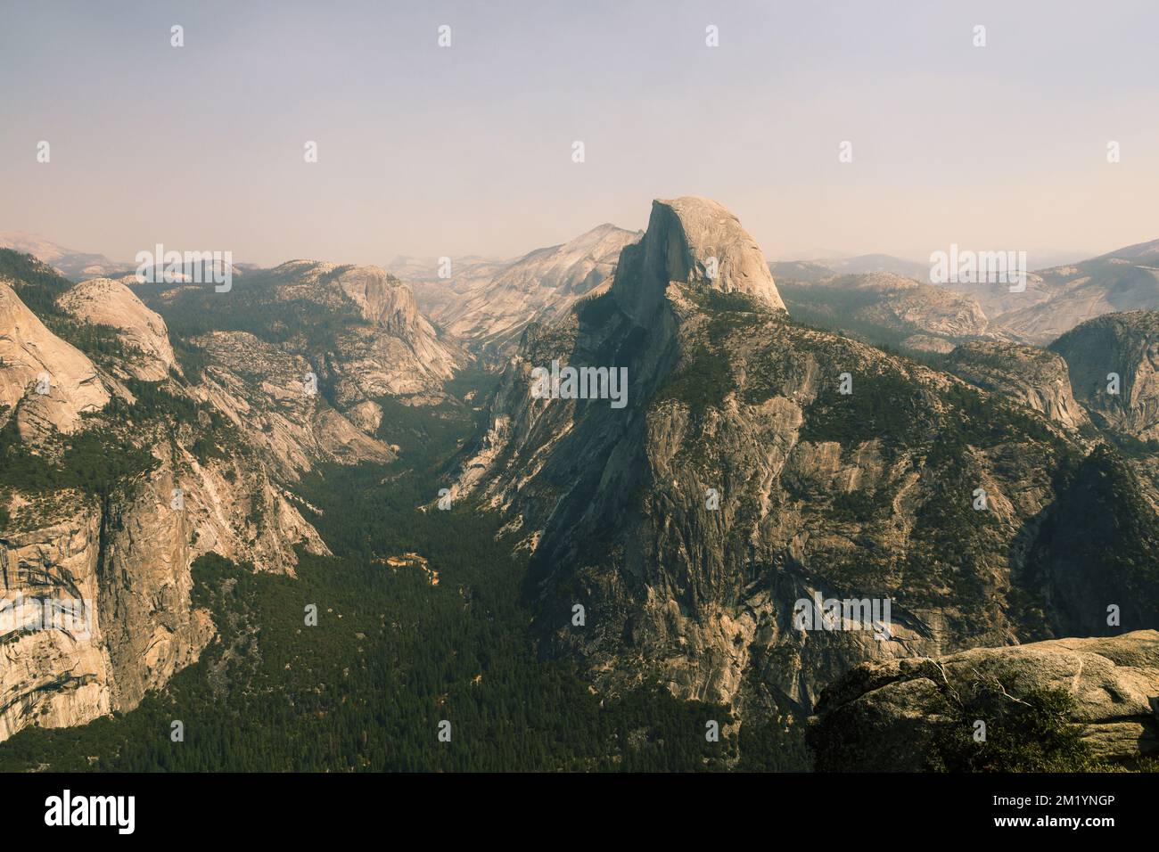 Yosemite Valley View Stock Photo - Alamy