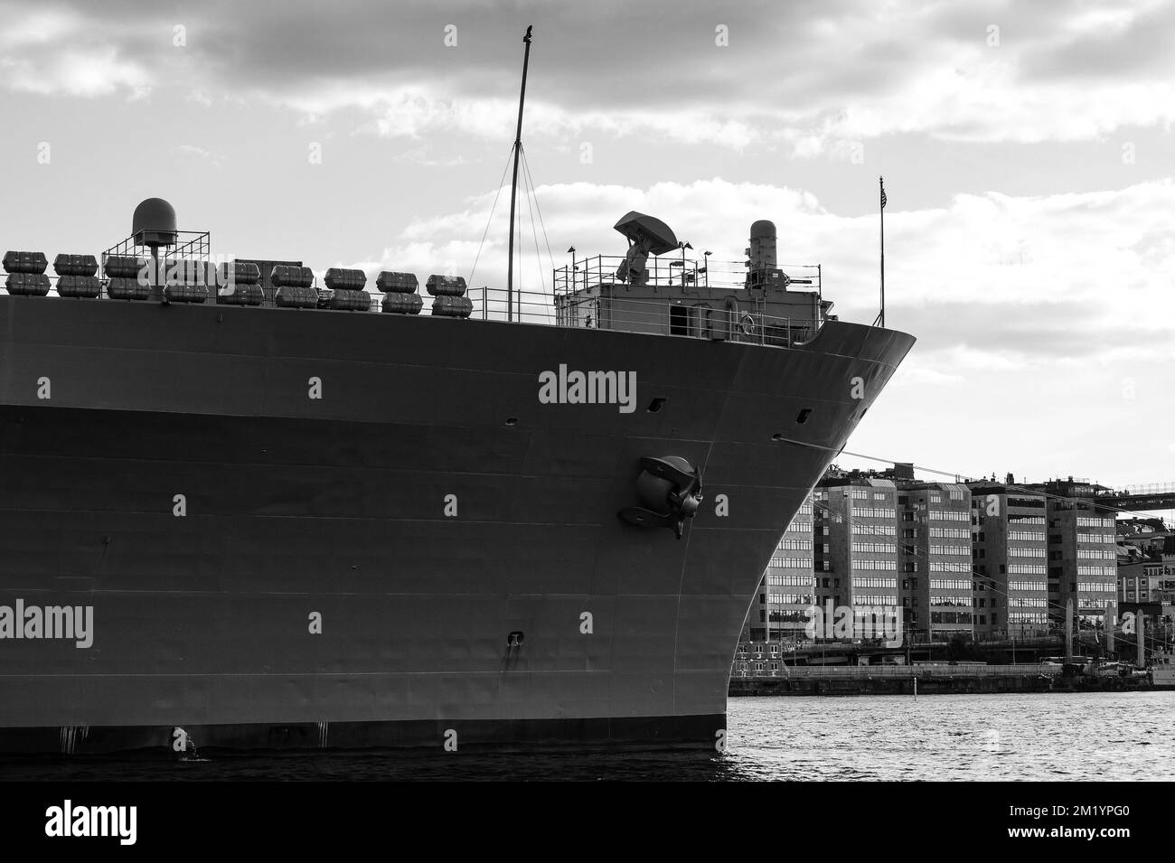 Floating on water, low angle hi-res stock photography and images - Alamy