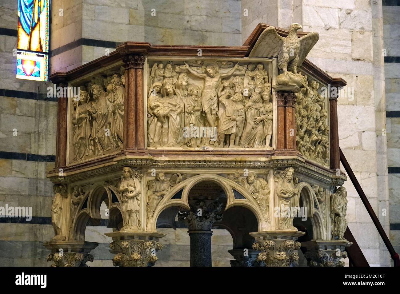 pulpit, interior, Battistero di San Giovanni, Baptistery, Piazza dei ...
