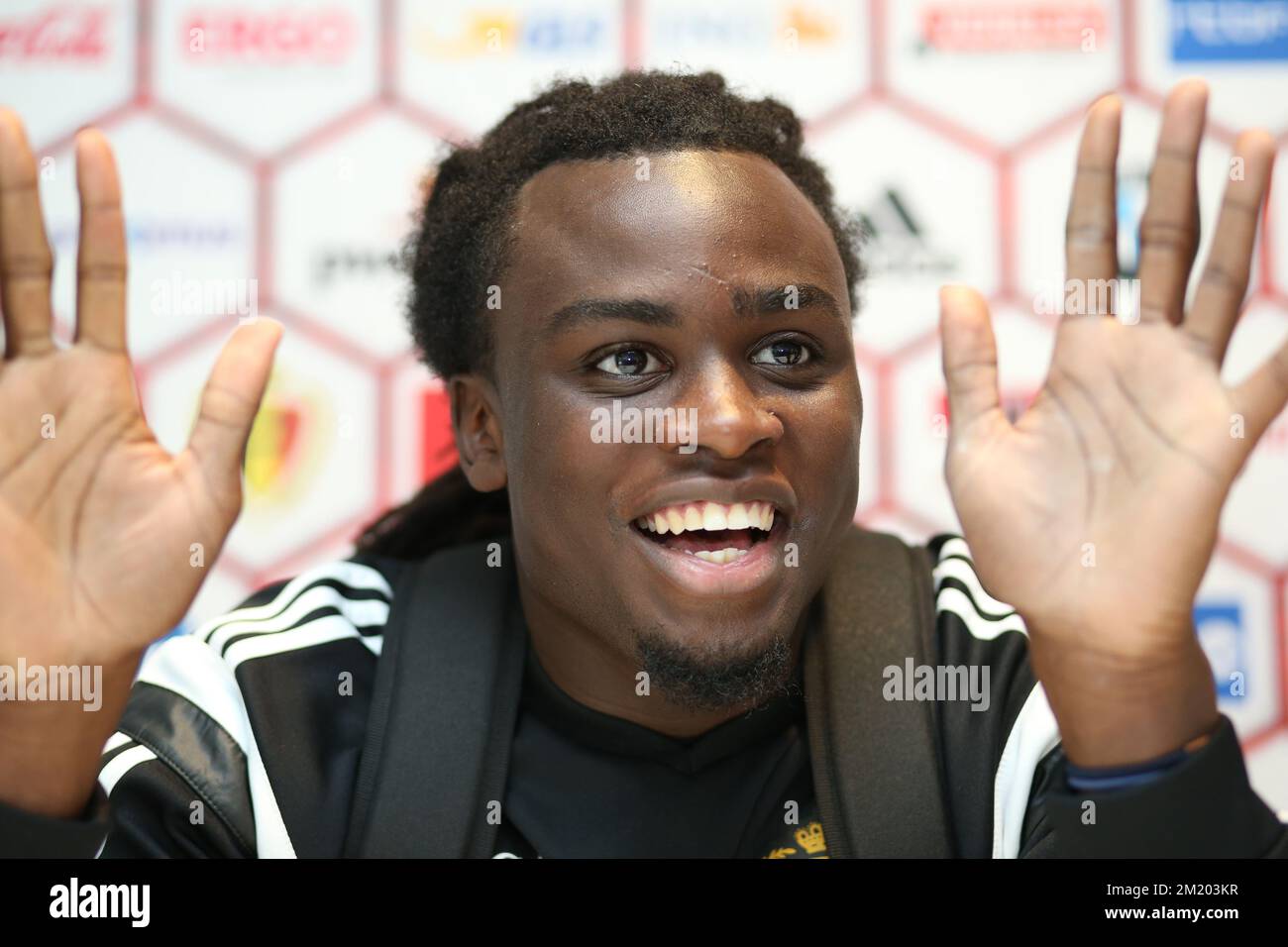 20151007 - BRUSSELS, BELGIUM: Belgium's Jordan Lukaku gestures during a ...